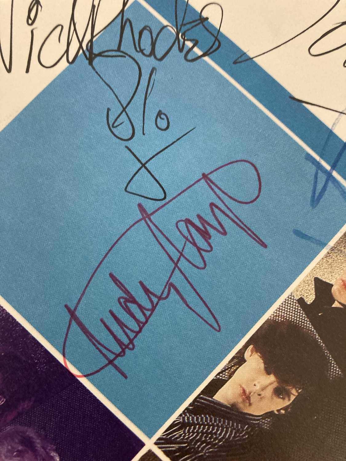 Lot 407 - DURAN DURAN SIGNED 7" SINGLE.