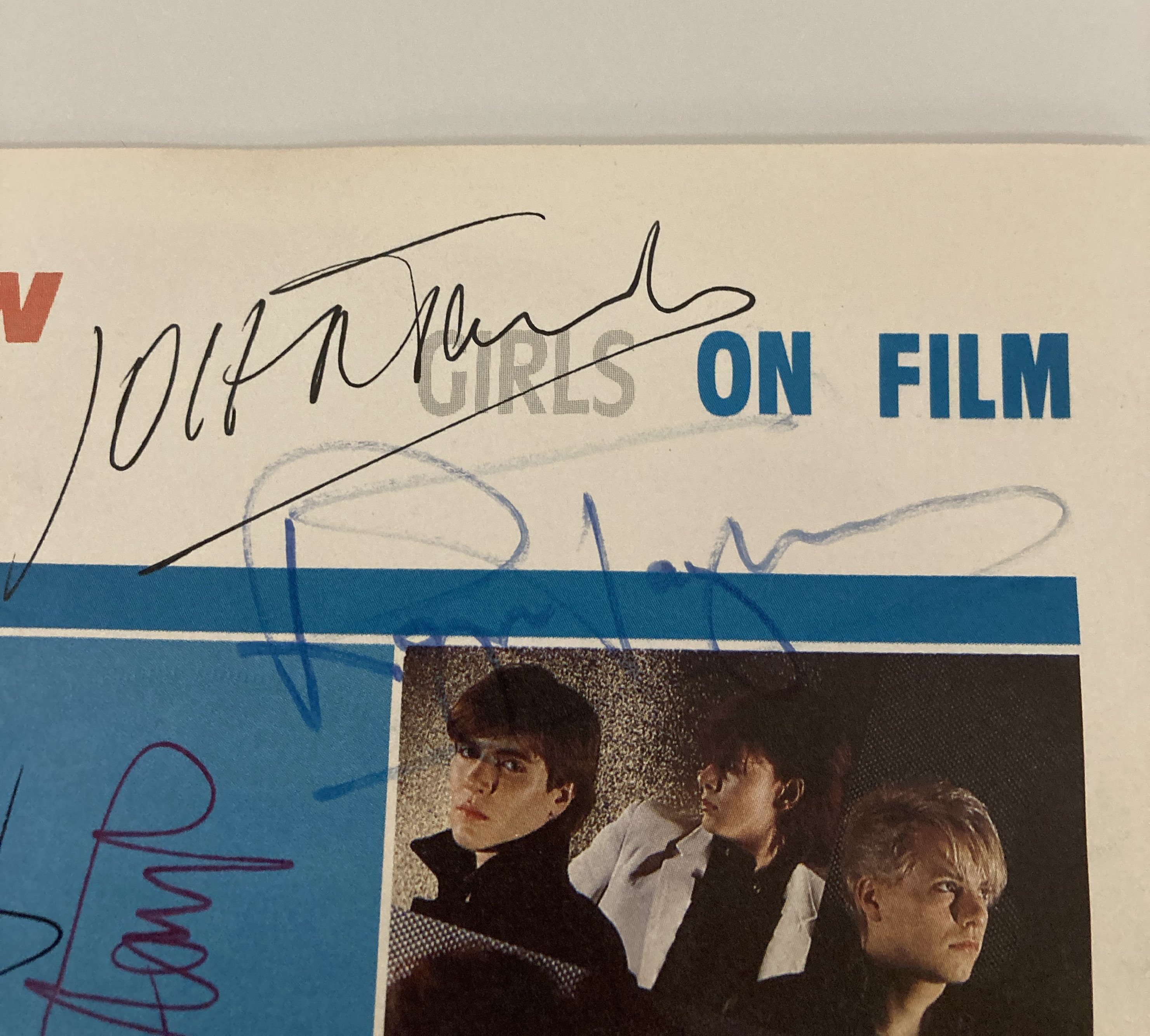 Lot 407 - DURAN DURAN SIGNED 7" SINGLE.
