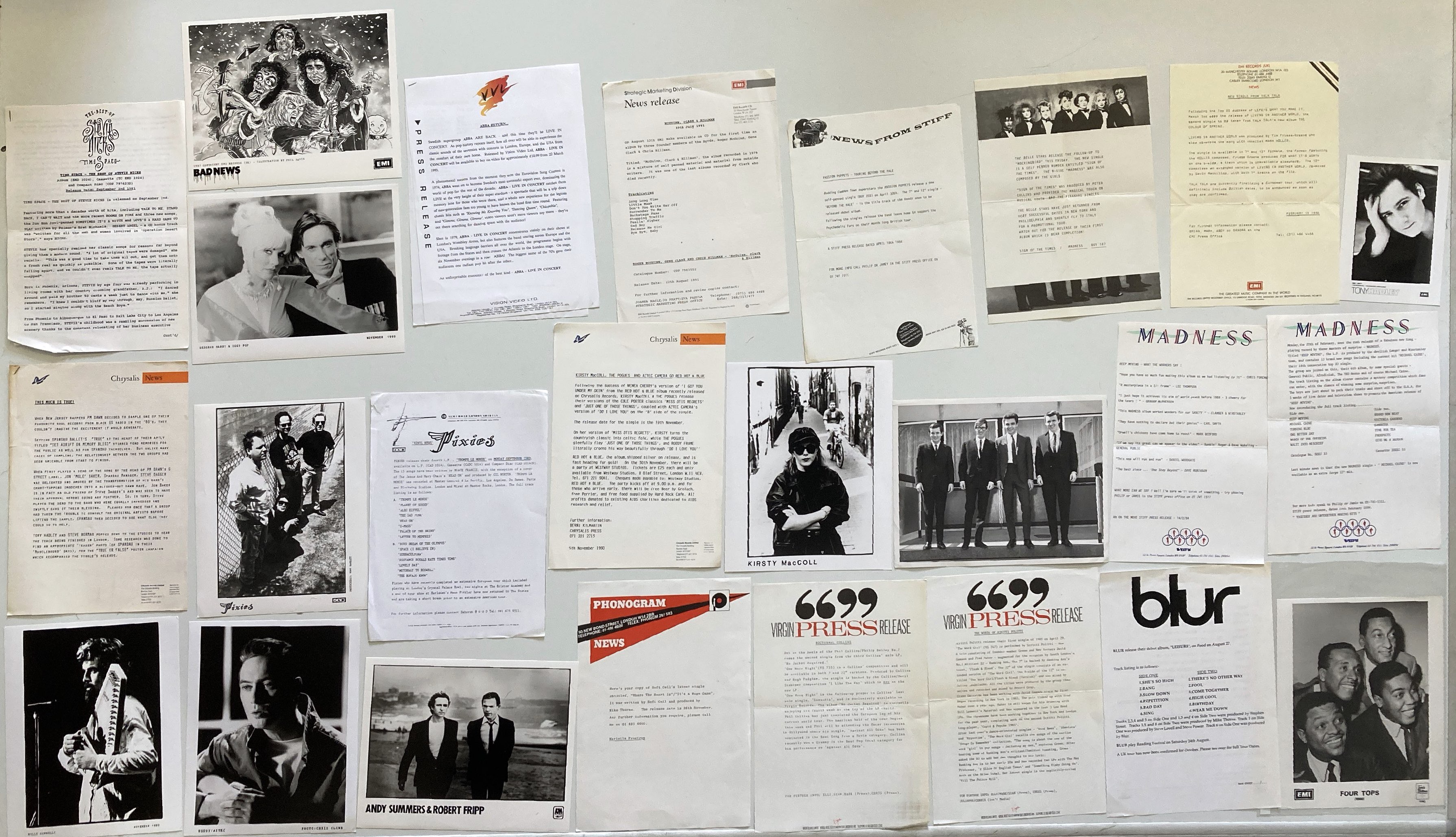 Lot 19 - LARGE COLLECTION OF PRESS AND PROMOTIONAL