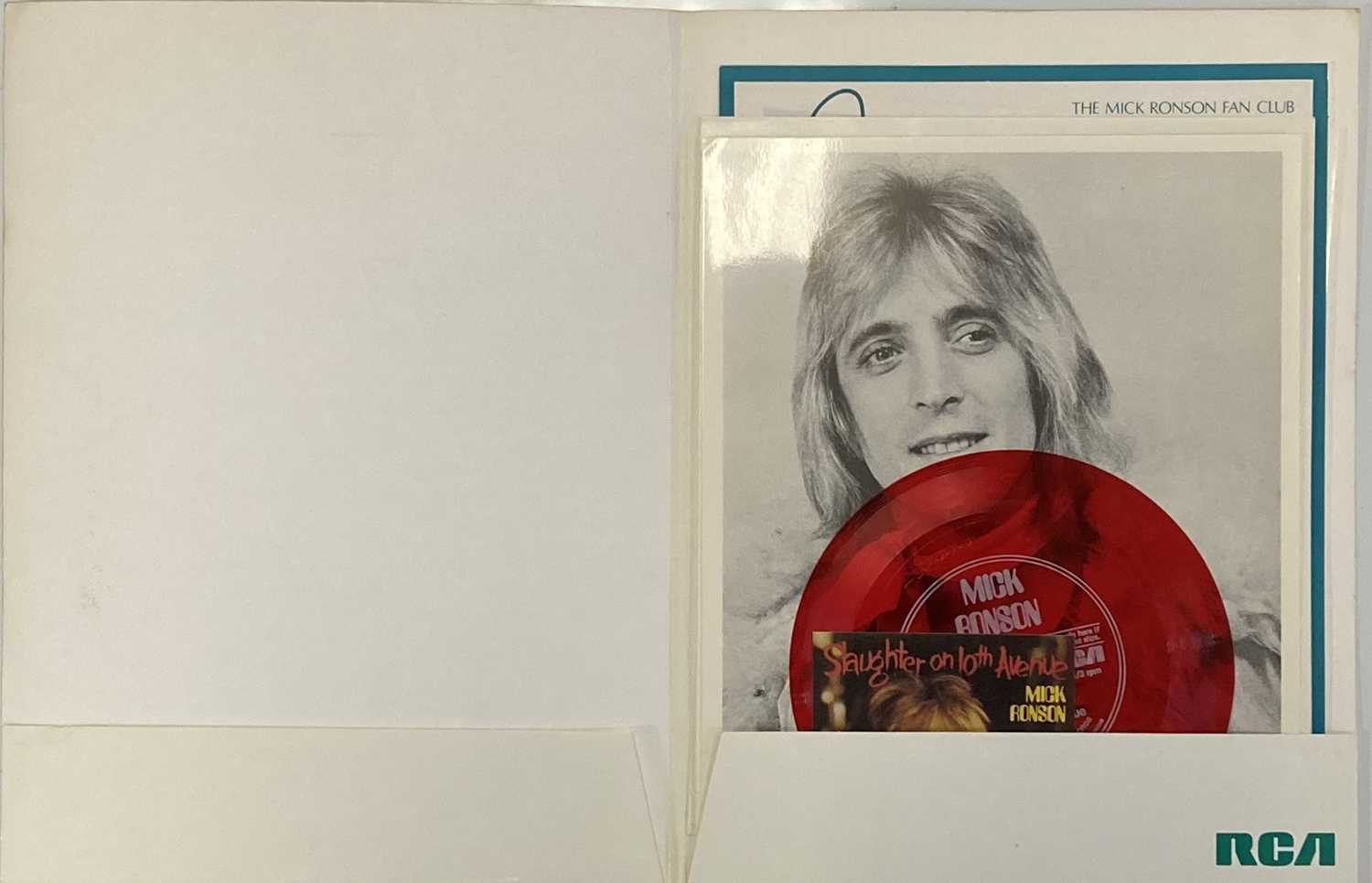 Lot 13 - MICK RONSON PRESS KIT AND POSTER