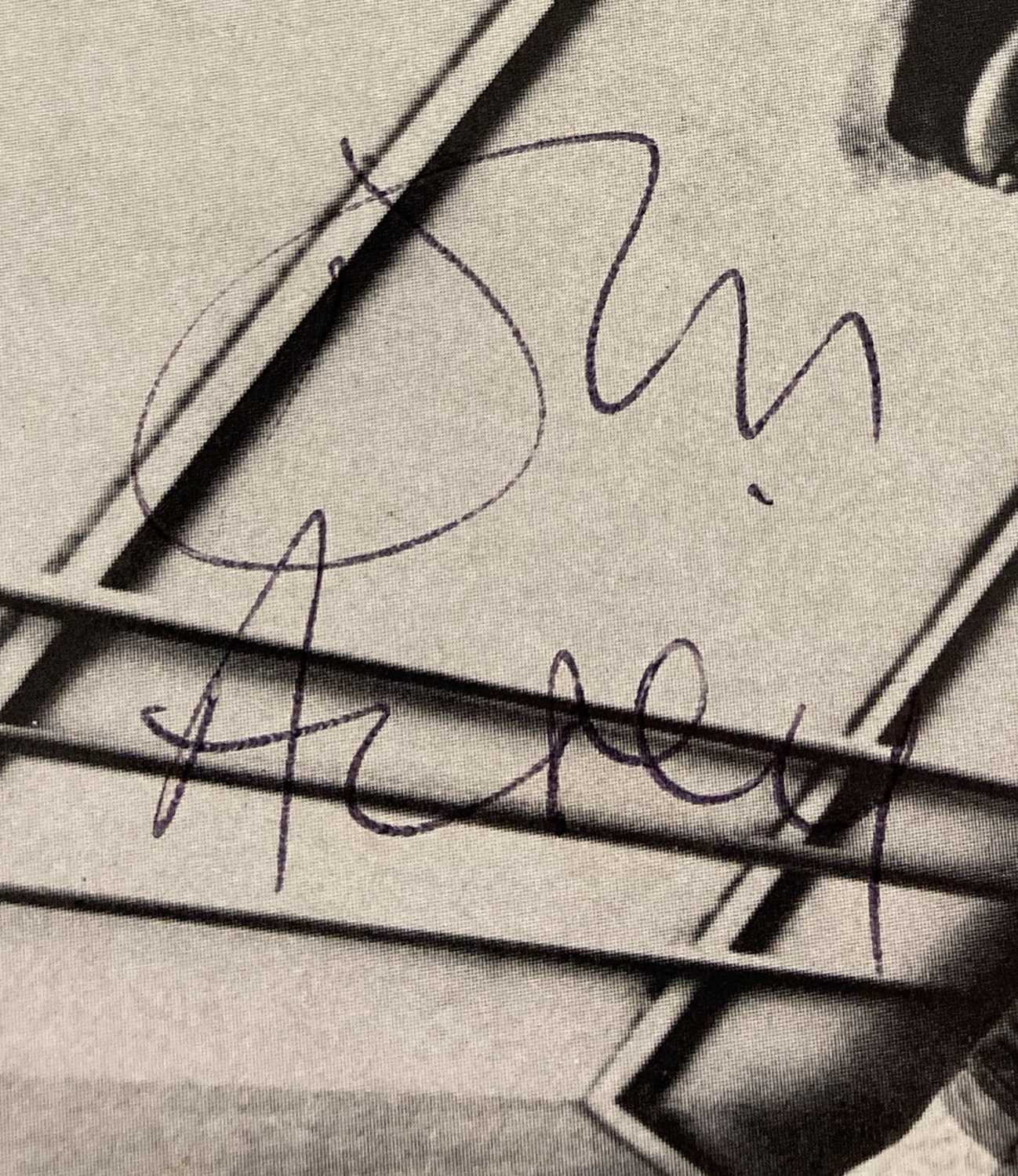 Lot 199 - GARY MOORE SIGNED LP.