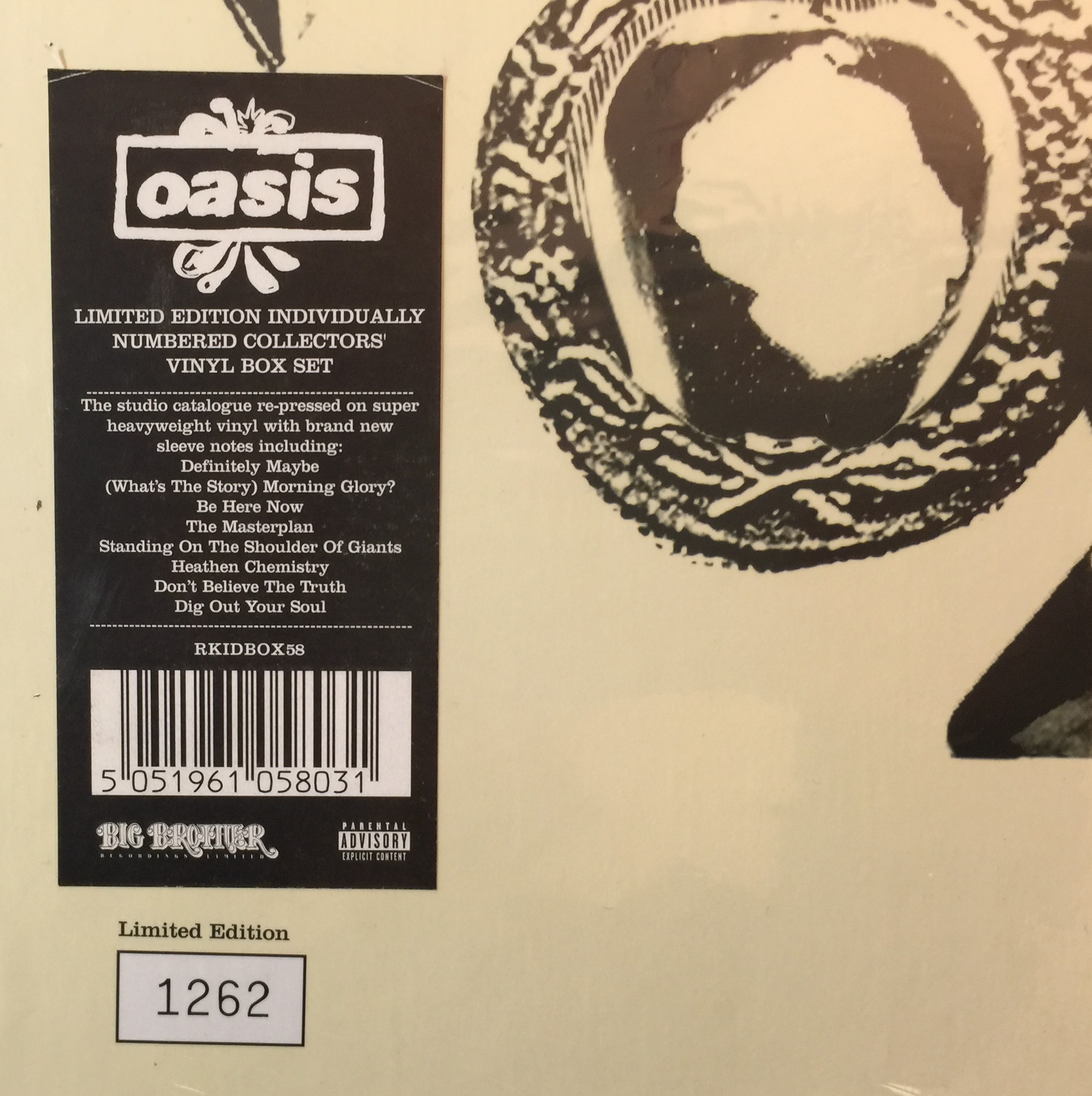 Lot 948 - OASIS - OASIS (2009 LP BOX SET - RKIDBOX 58