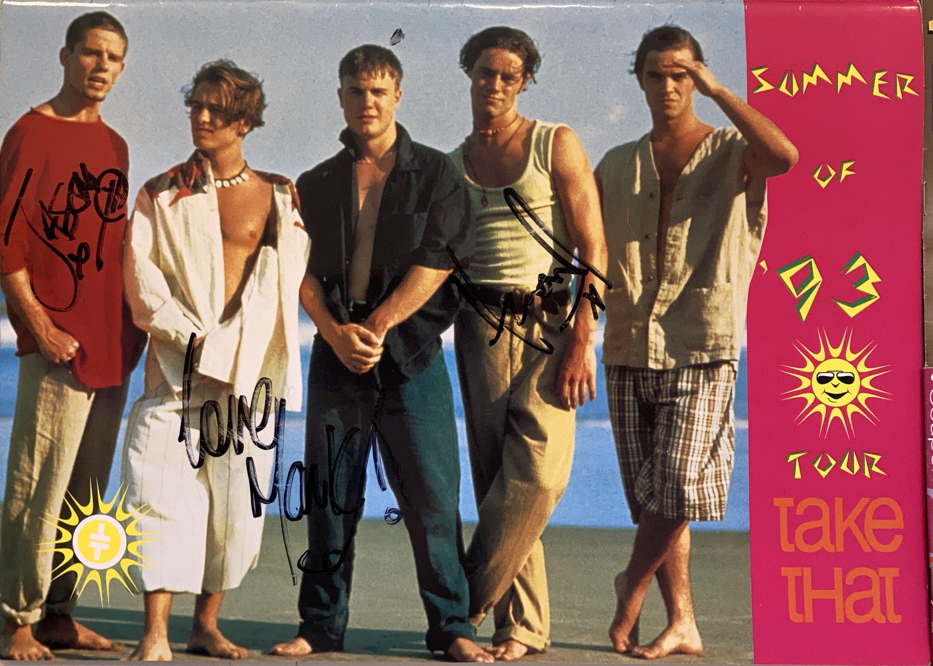 Lot 77 - TAKE THAT - SIGNED PROGRAMME - COLOUR