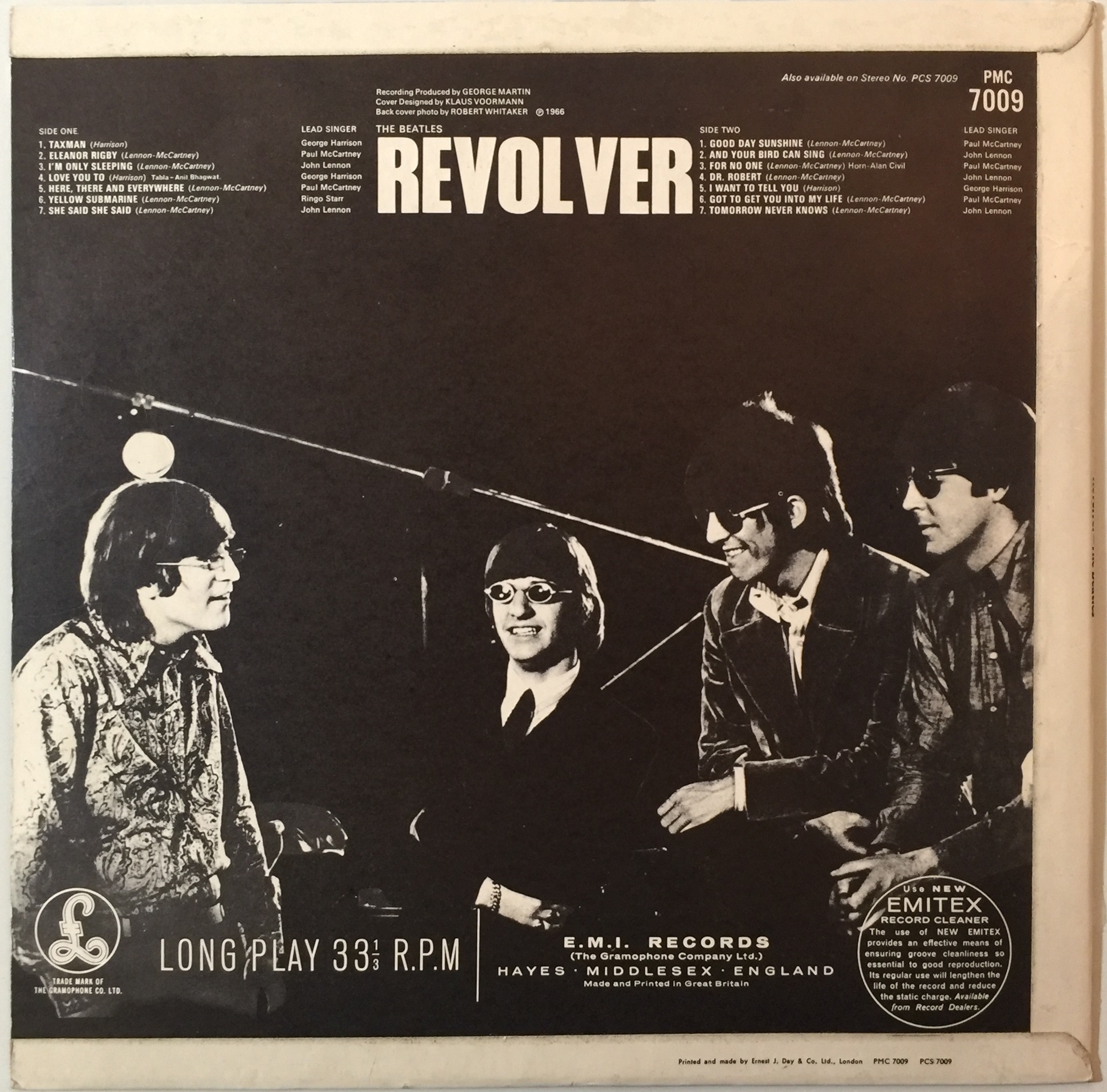 Lot 32 - THE BEATLES - REVOLVER LP (ORIGINAL UK