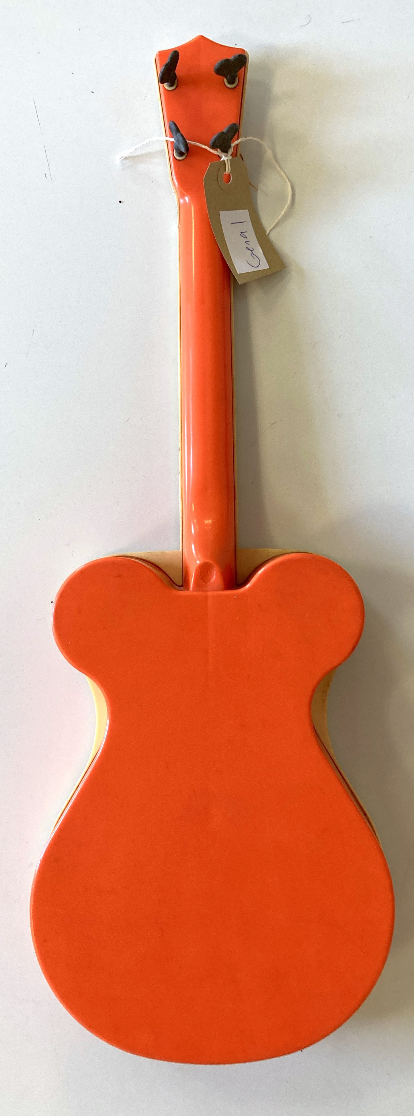 Lot 184 - SELCOL NEW SOUND GUITAR.