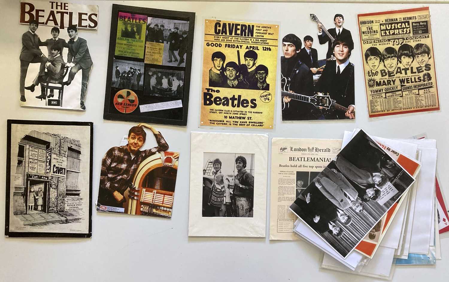 Lot 202 - BEATLES FRAMED ITEMS AND EPHEMERA.
