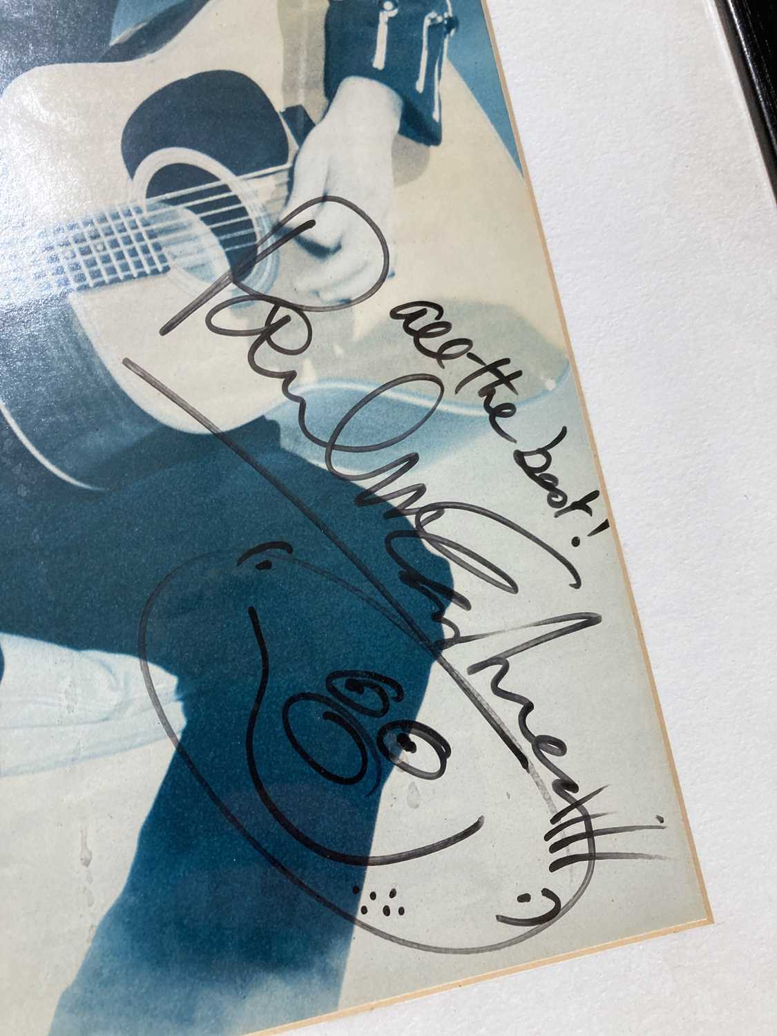 Lot 123 - PAUL MCCARTNEY AUTOGRAPH.