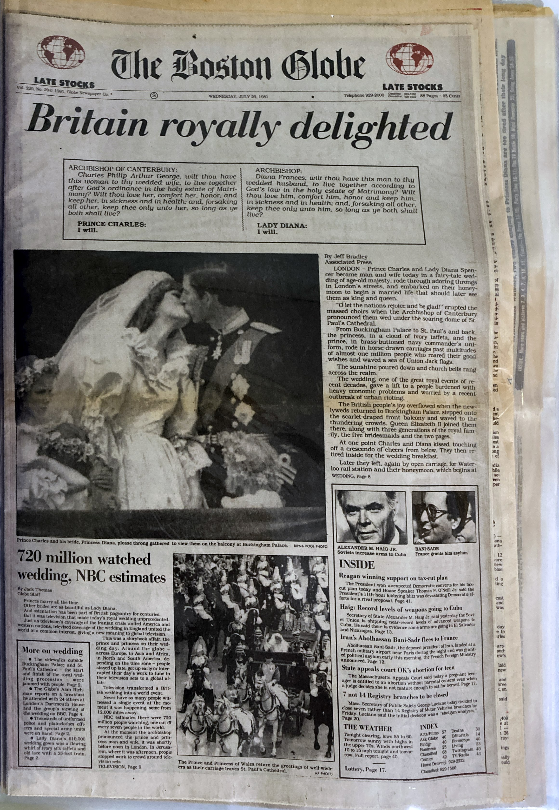Lot 4 - NEWSPAPER ARCHIVE - HISTORIC HEADLINES.