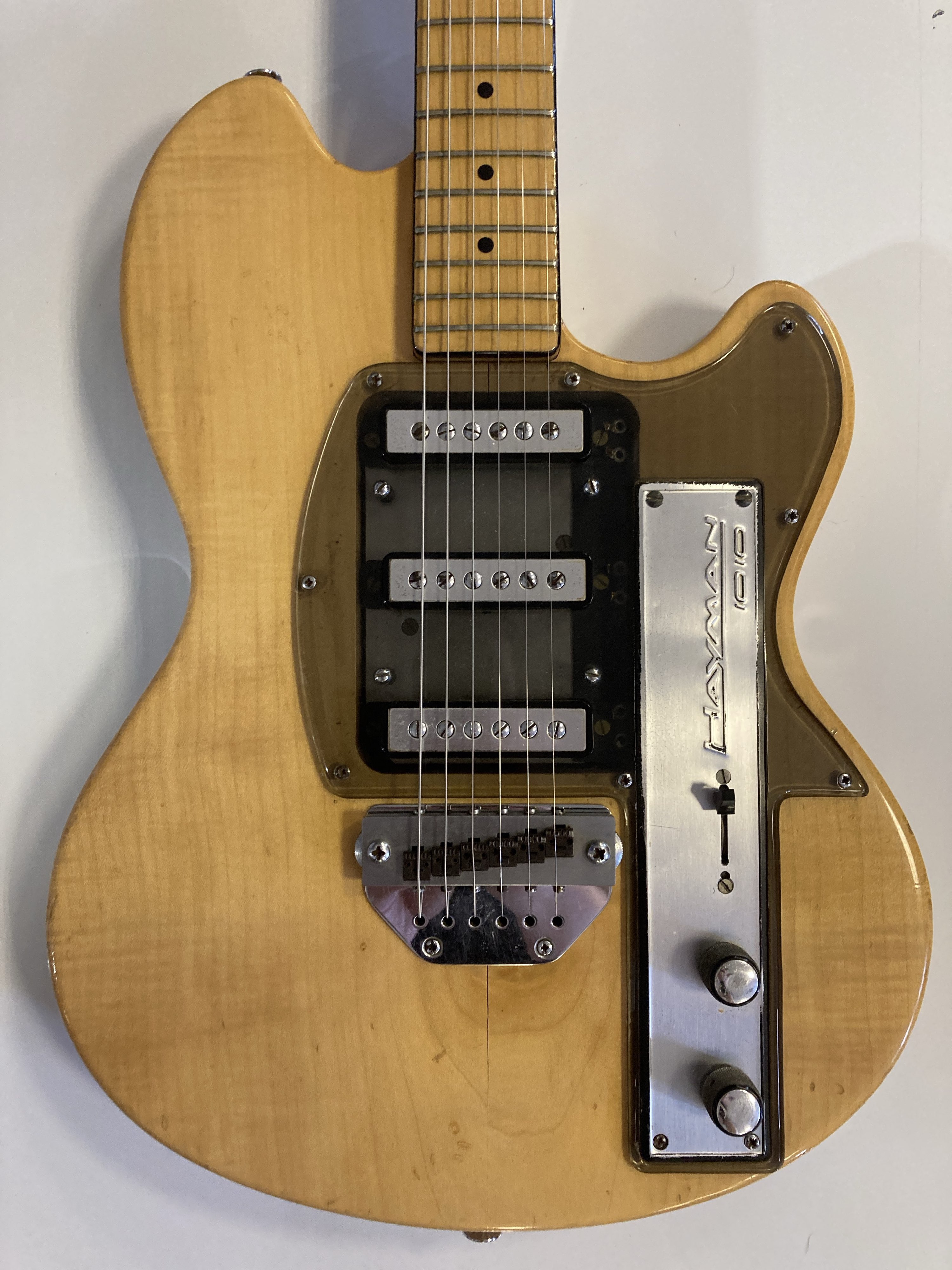 Lot 22 - 1972 HAYMAN 1010 GUITAR.