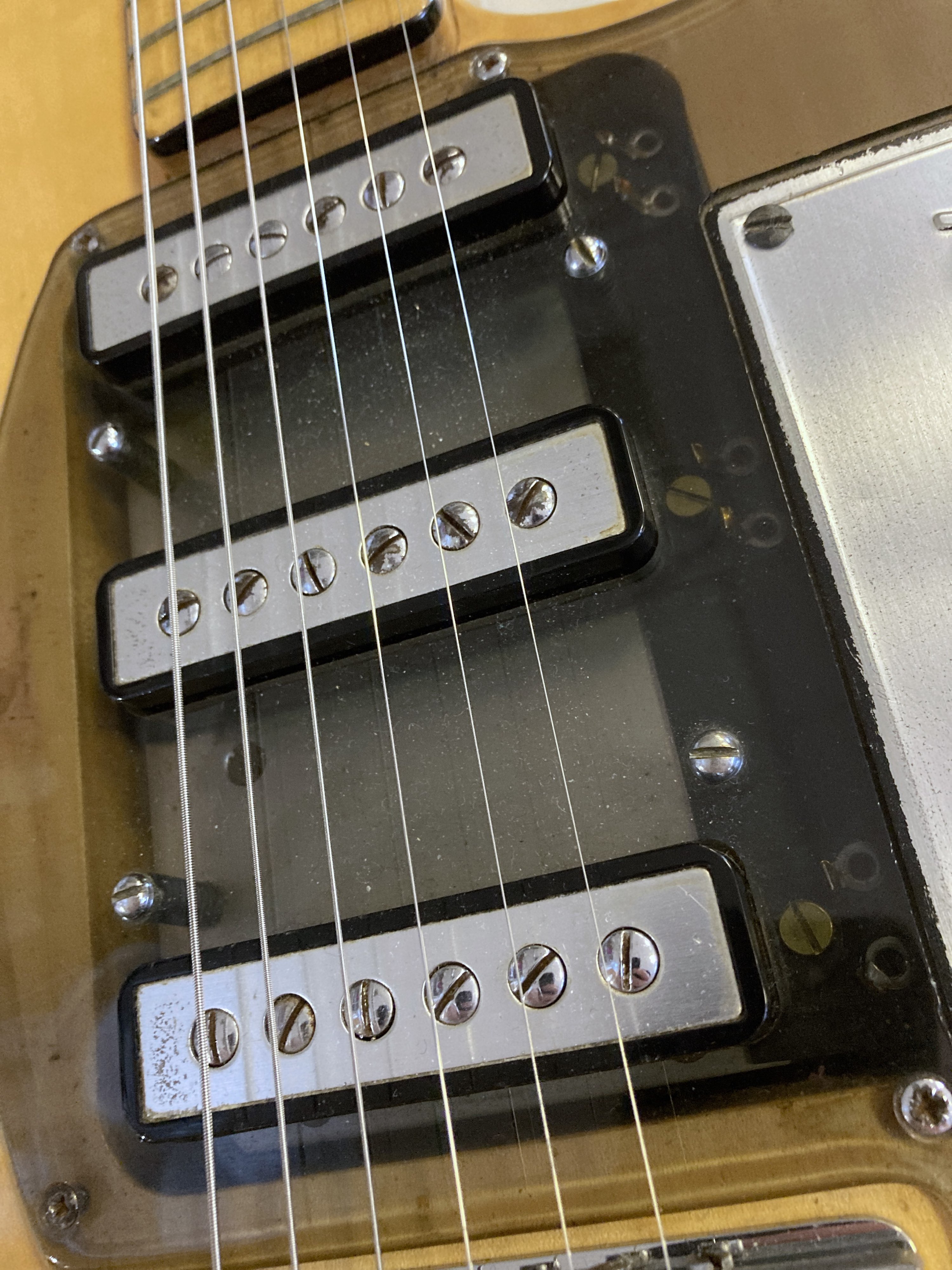Lot 22 - 1972 HAYMAN 1010 GUITAR.