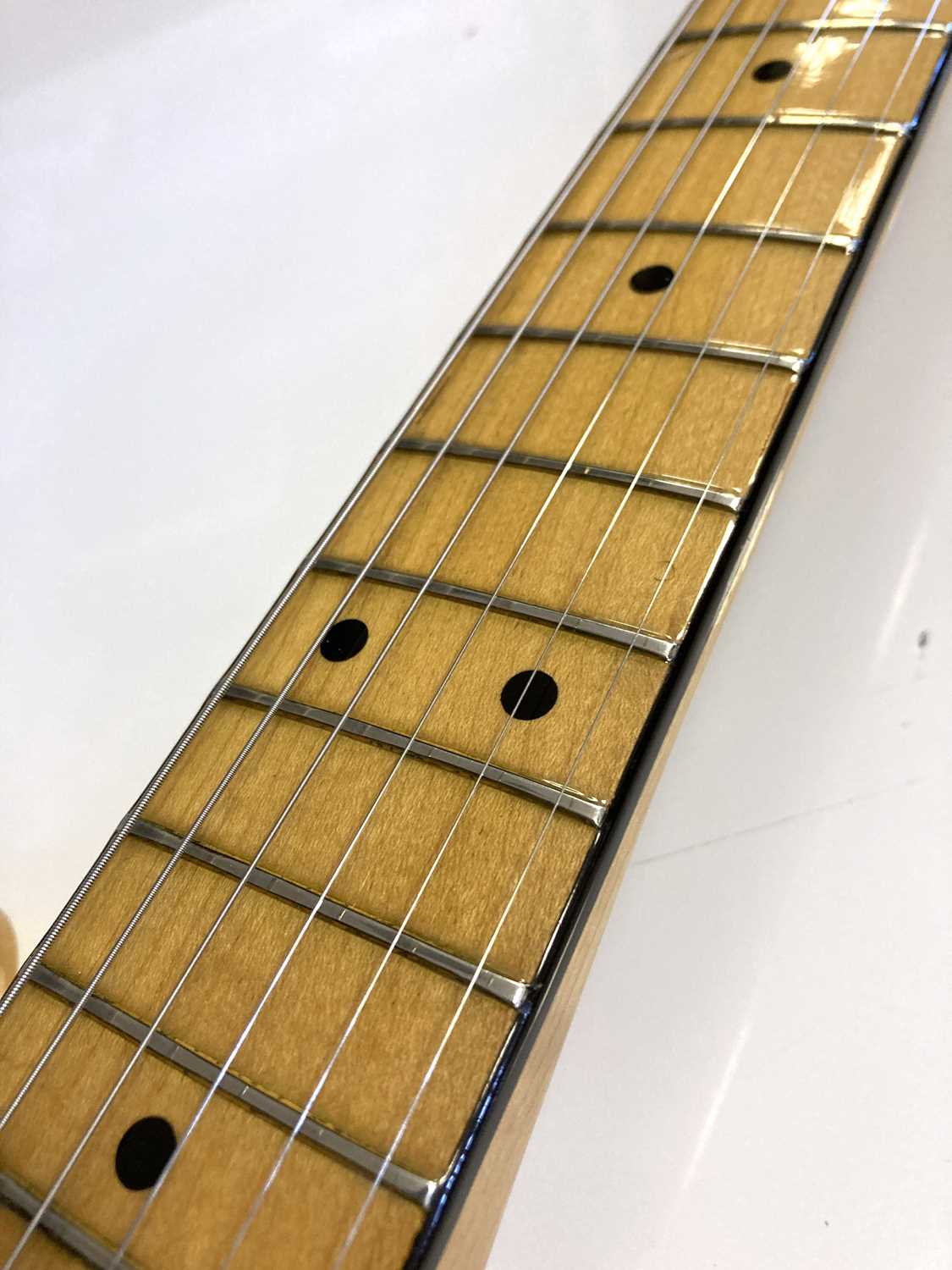 Lot 22 - 1972 HAYMAN 1010 GUITAR.