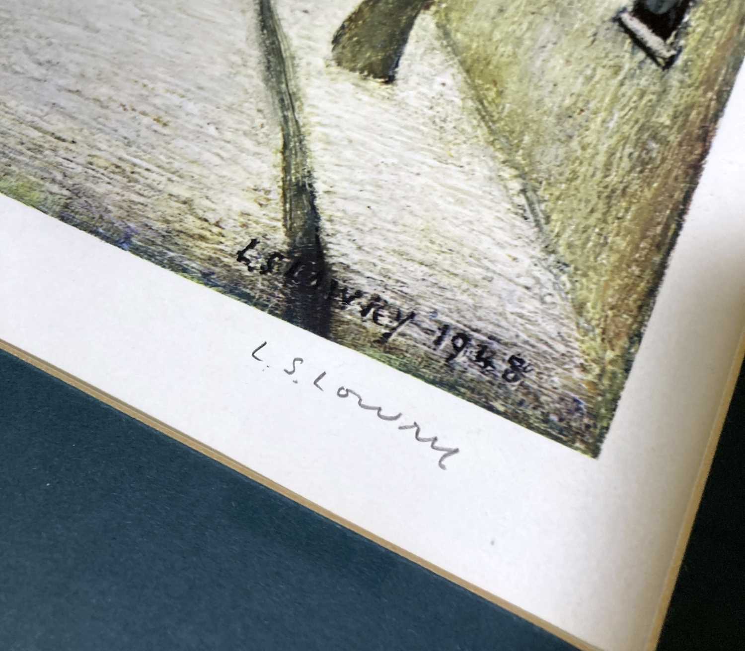 Lot 2 - LS LOWRY - A SIGNED PRINT.