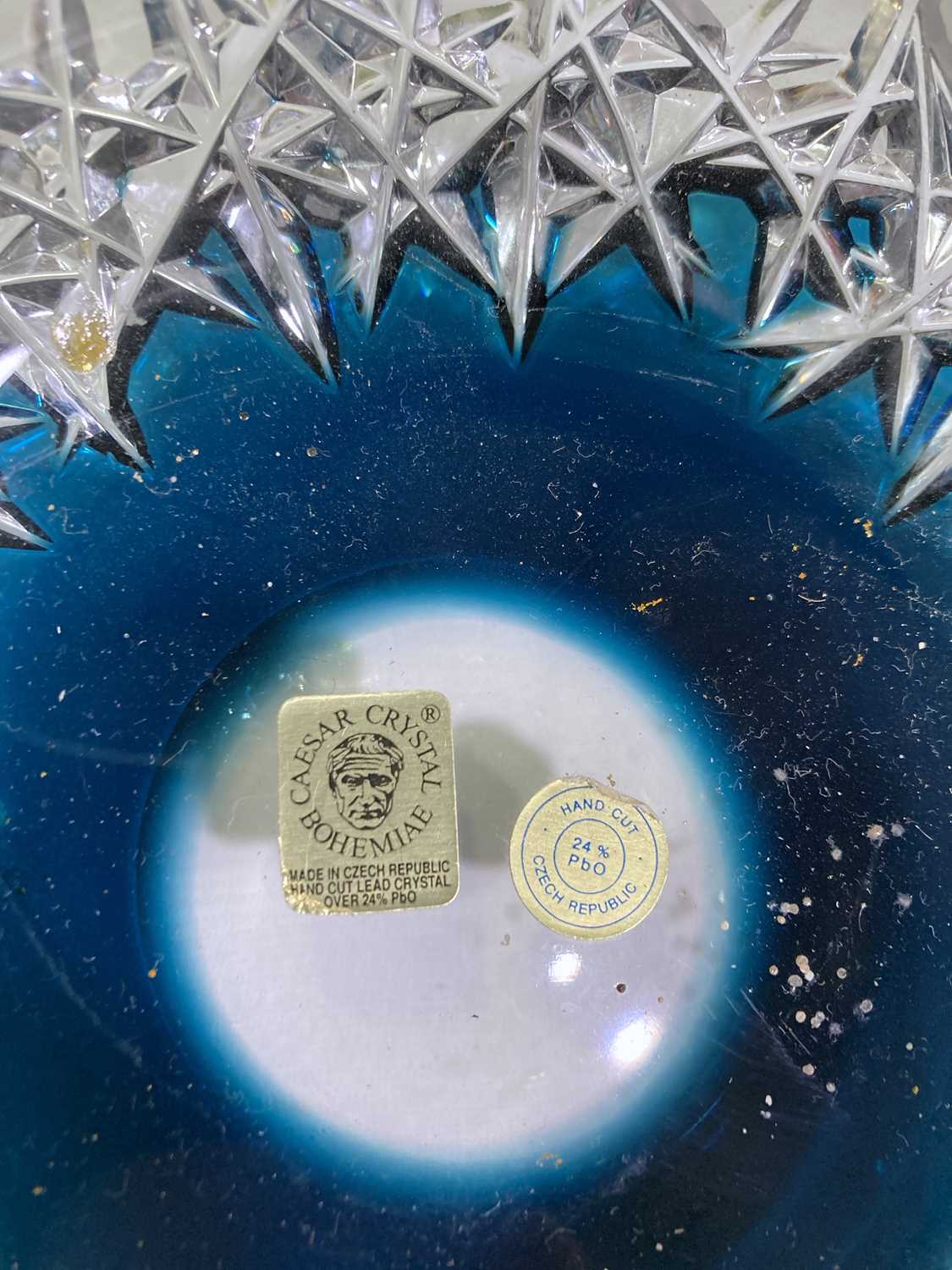 Lot 21 - CUT GLASS / CRYSTAL ITEMS INCLUDING MURANO