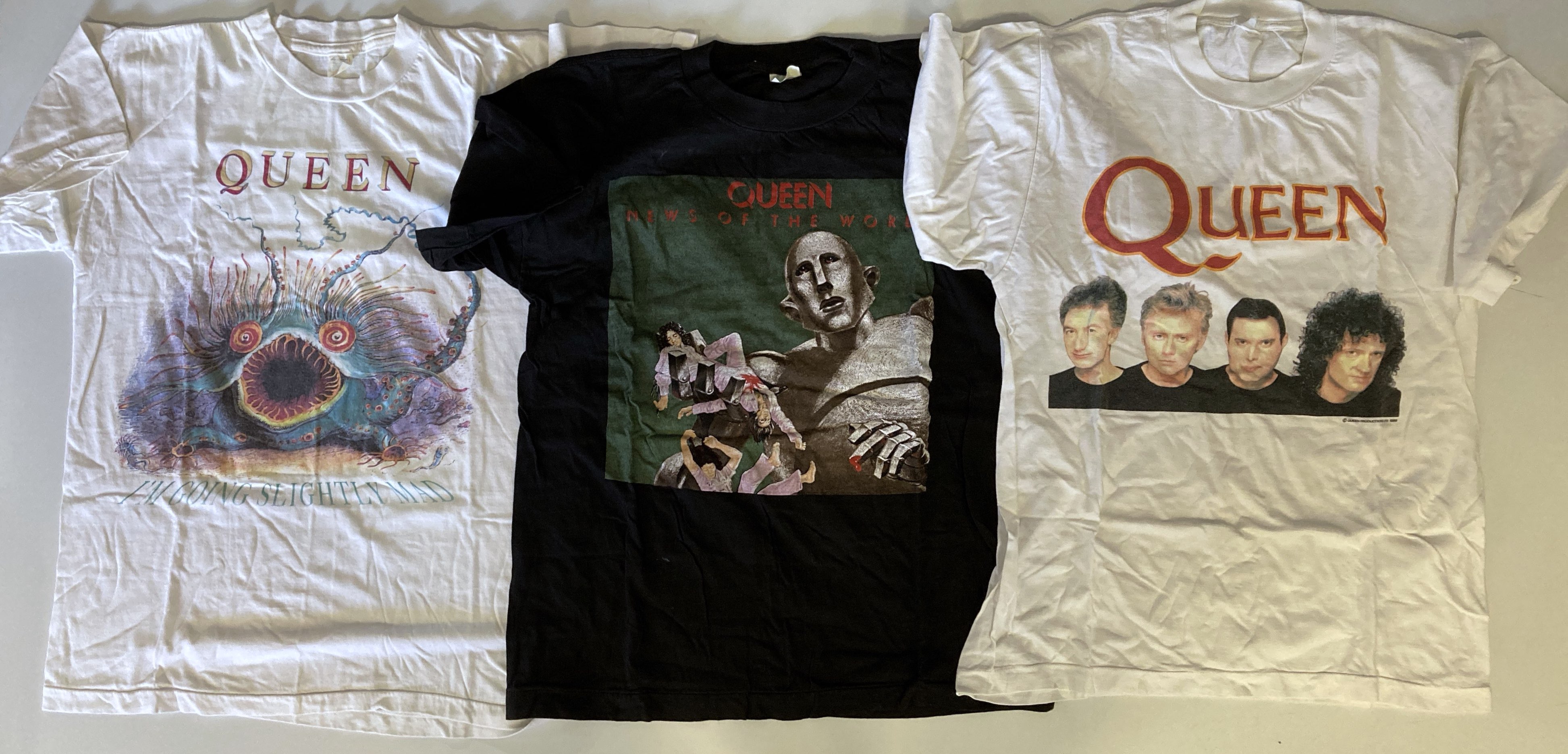 Lot 95 - QUEEN CLOTHING - CONCERT / PROMO.