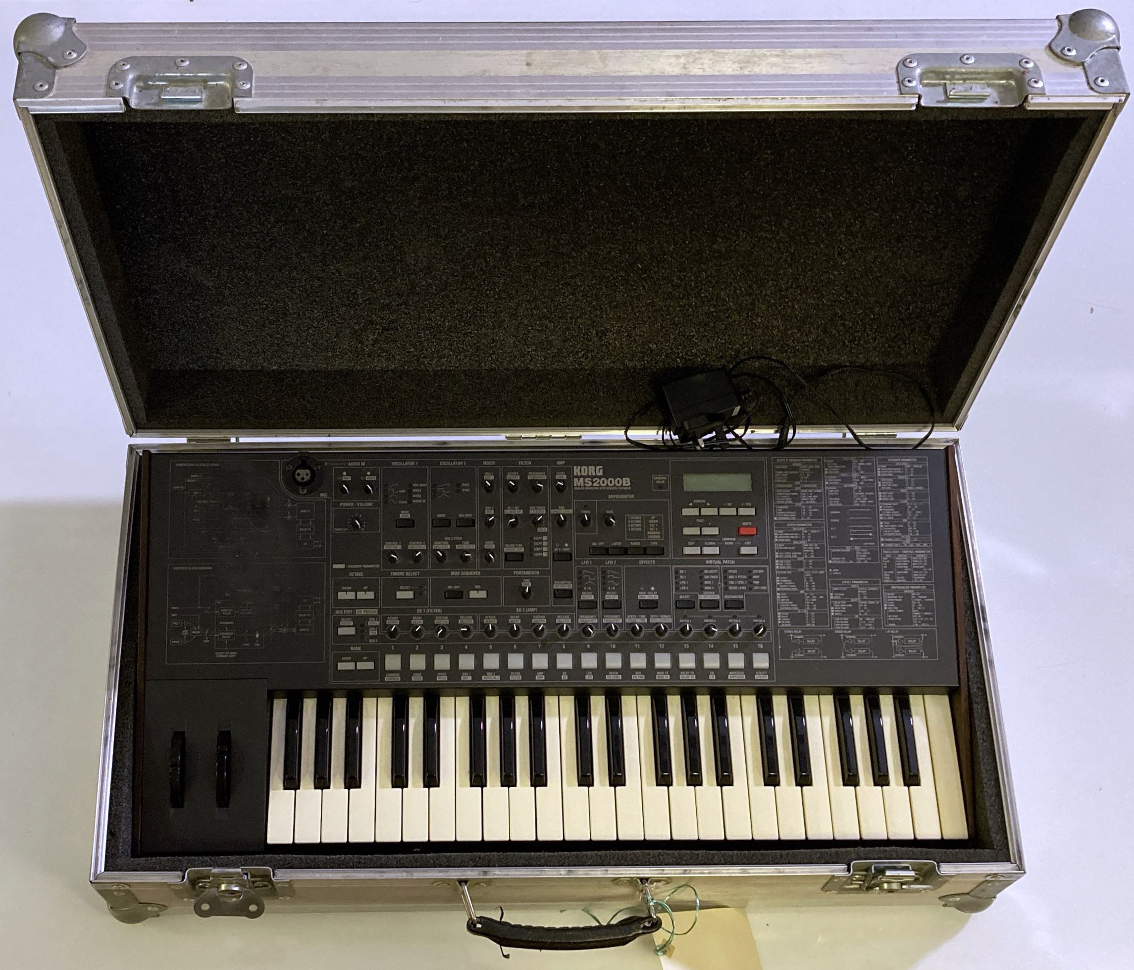 Lot 13 - KORG MS2000B SYNTHESIZER IN FLIGHT CASE.