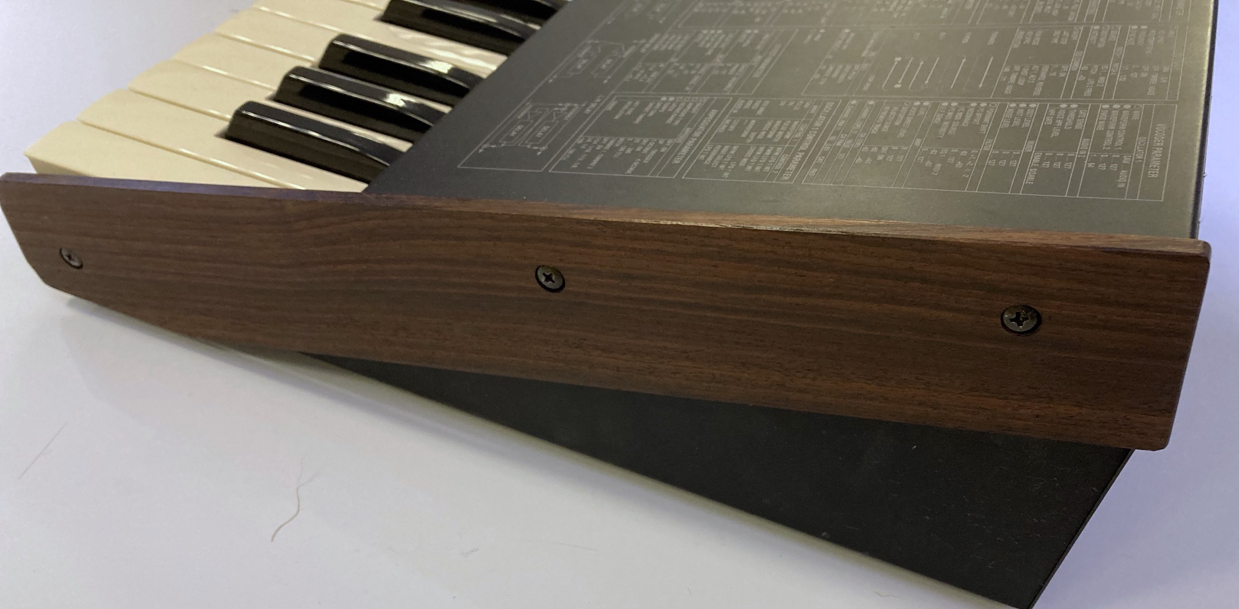 Lot 13 - KORG MS2000B SYNTHESIZER IN FLIGHT CASE.