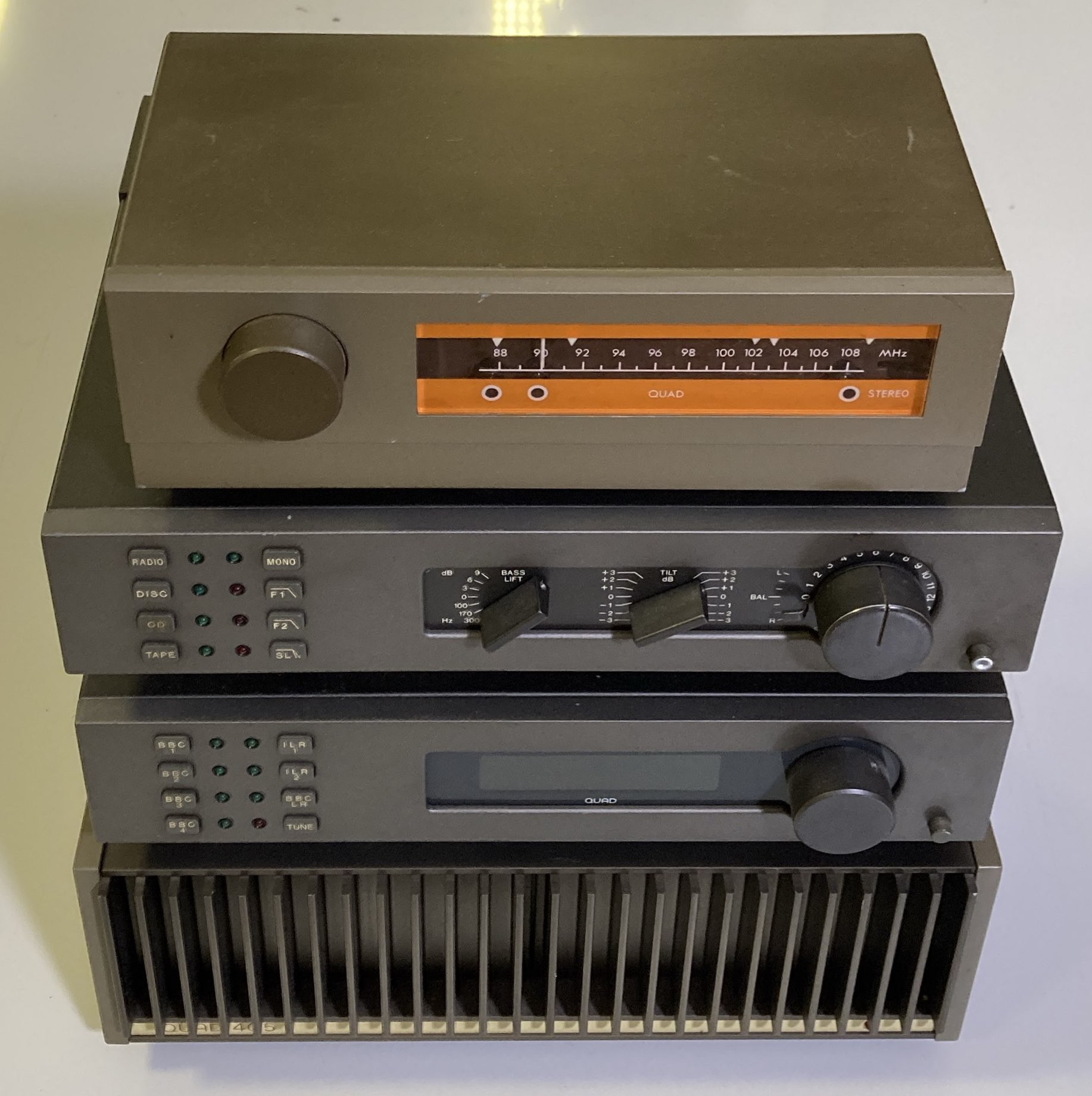 Lot 21 - PYE HI-FI AND TURNTABLE.