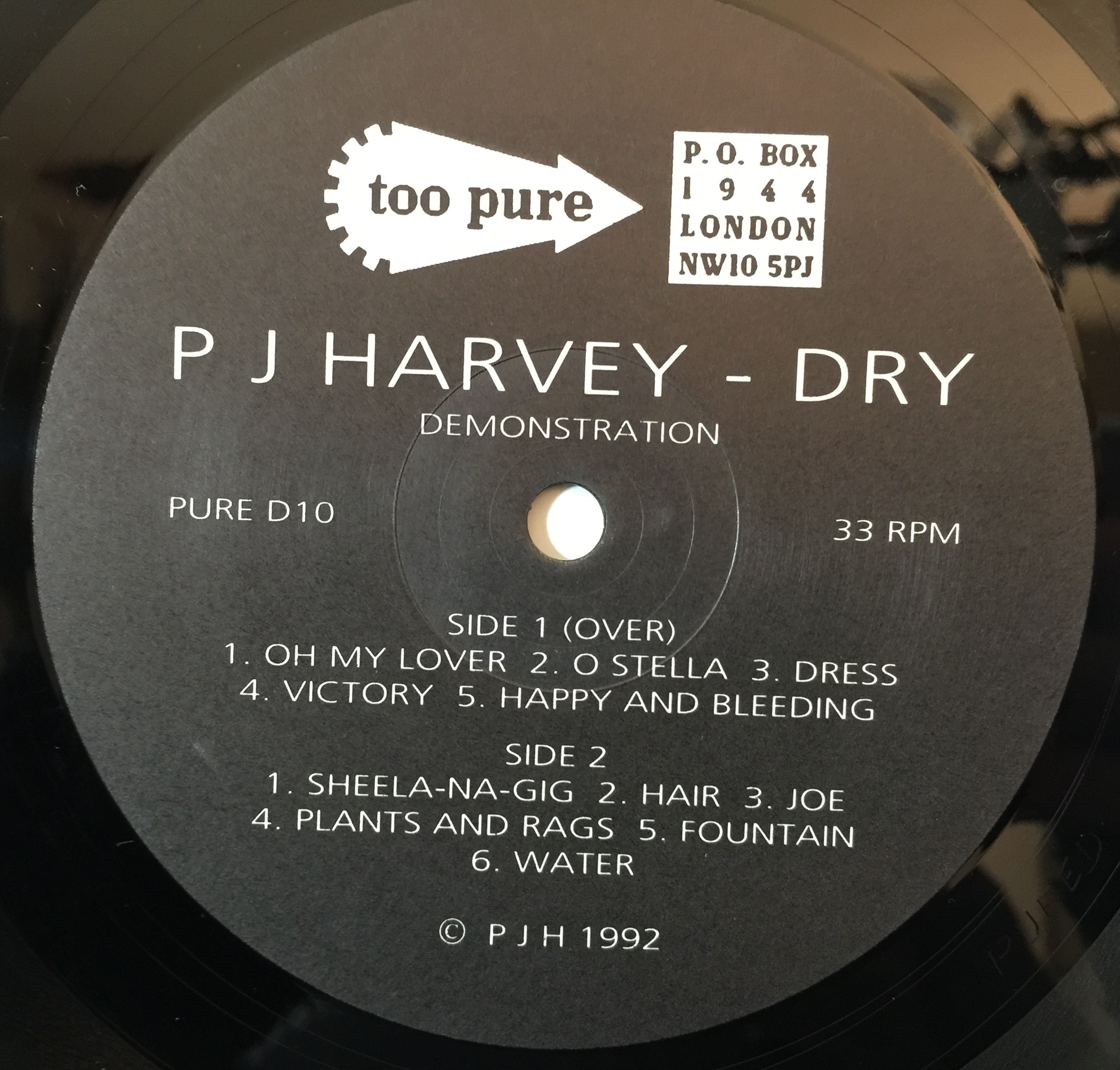 Lot 67 - PJ HARVEY - DRY LP (ORIGINAL UK DOUBLE LP