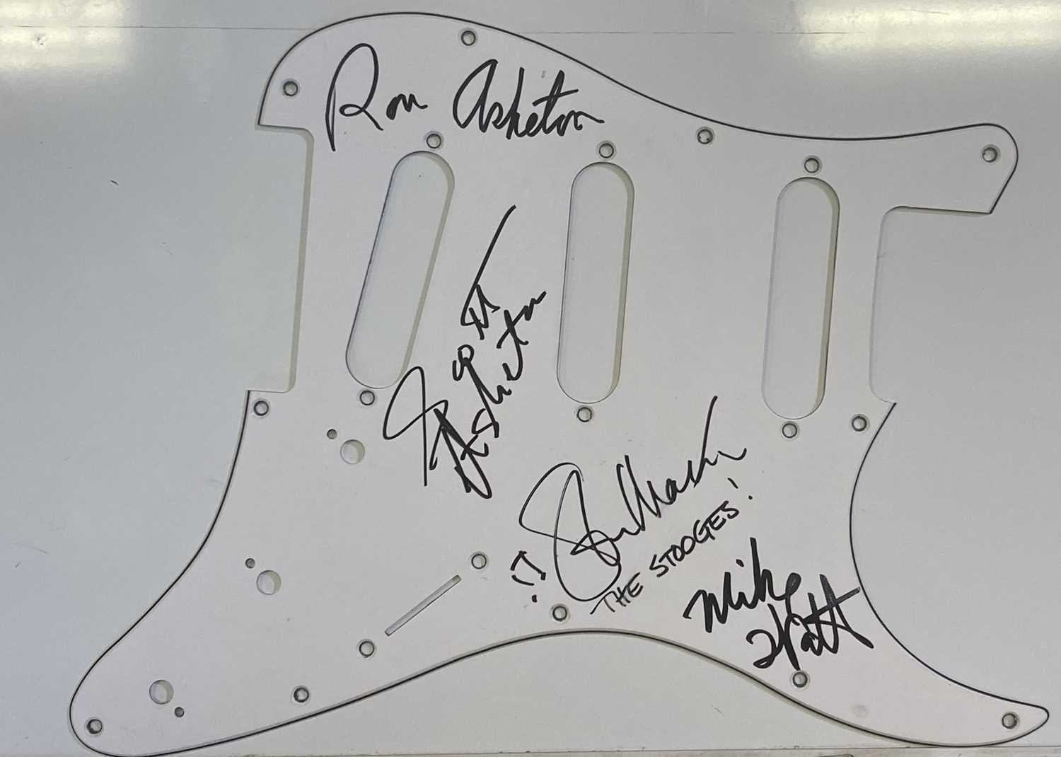 Lot 254 - ALICE COOPER / THE STOOGES SIGNED ITEMS.