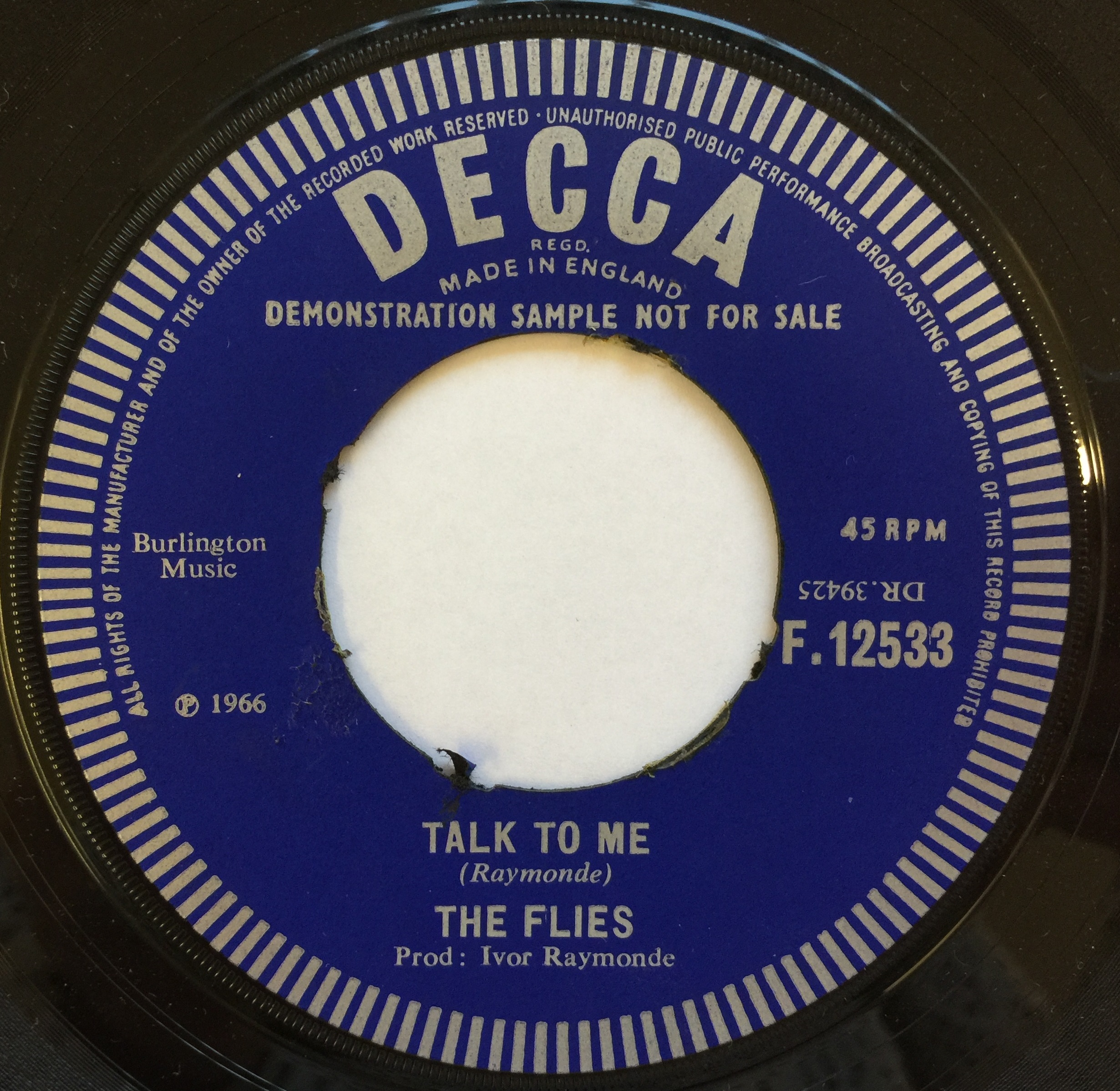 Lot 39 - THE FLIES - ORIGINAL UK DECCA 7"