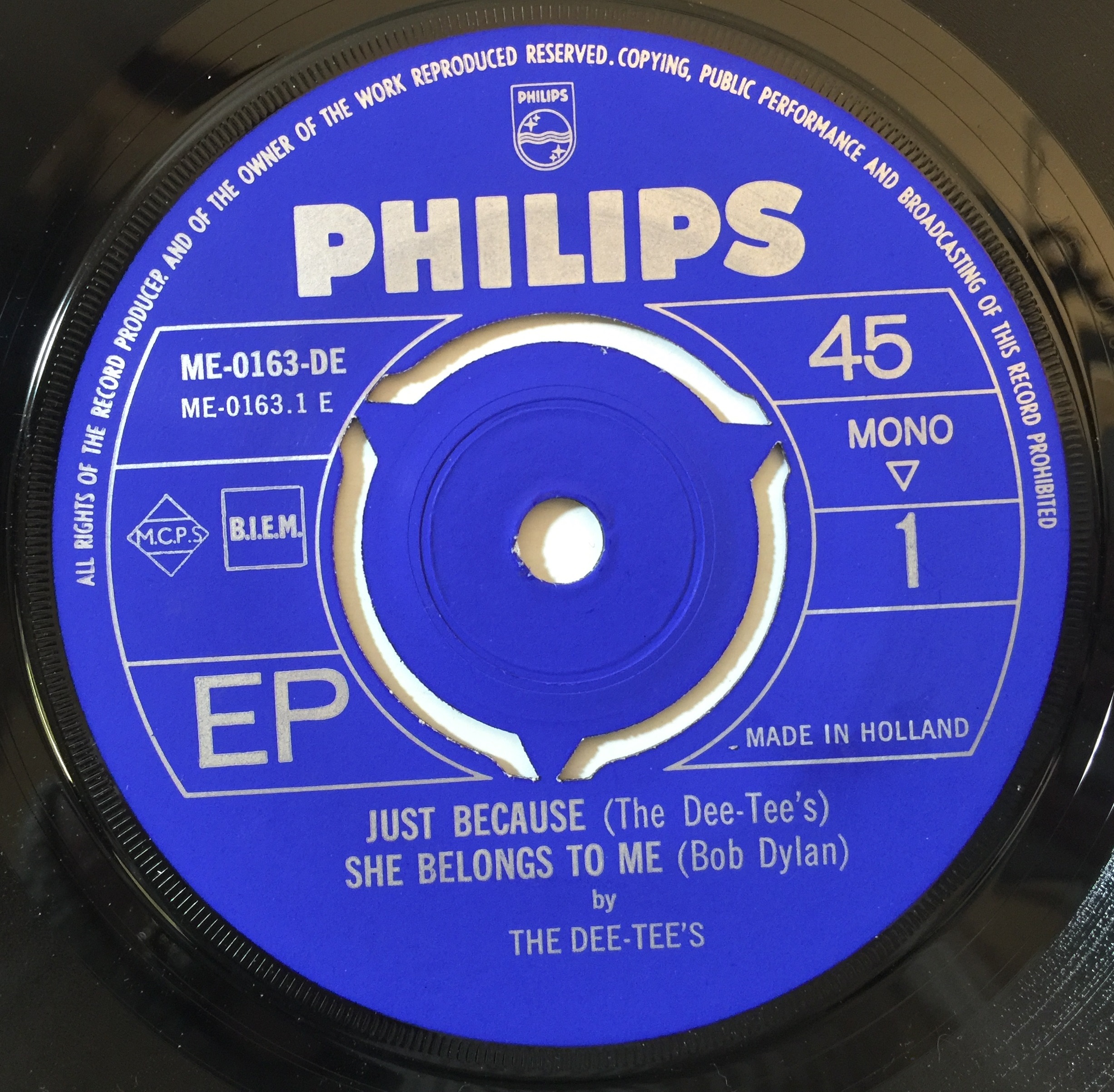 Lot 206 - THE DEE-TEE'S - JUST BECAUSE IT'S THE