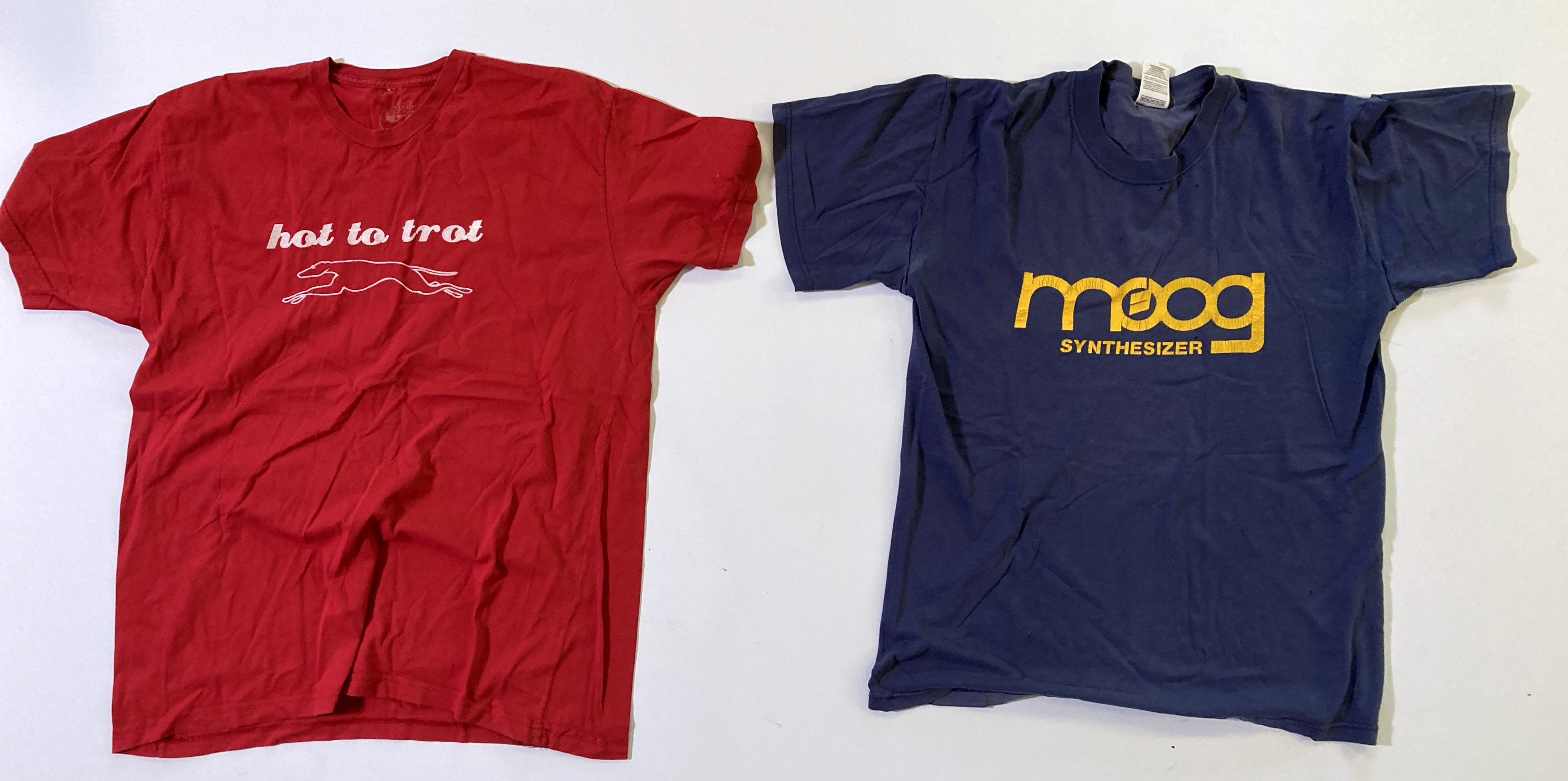 Lot 47 - BAND/MUSIC/POP CULTURE T-SHIRTS