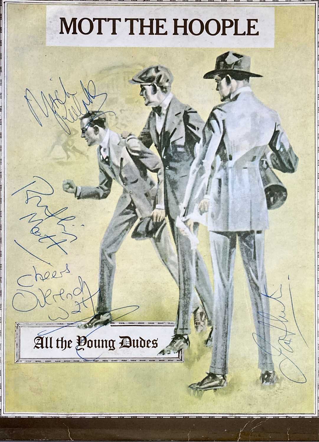 Lot 5 - MOTT THE HOOPLE - A SIGNED LP.