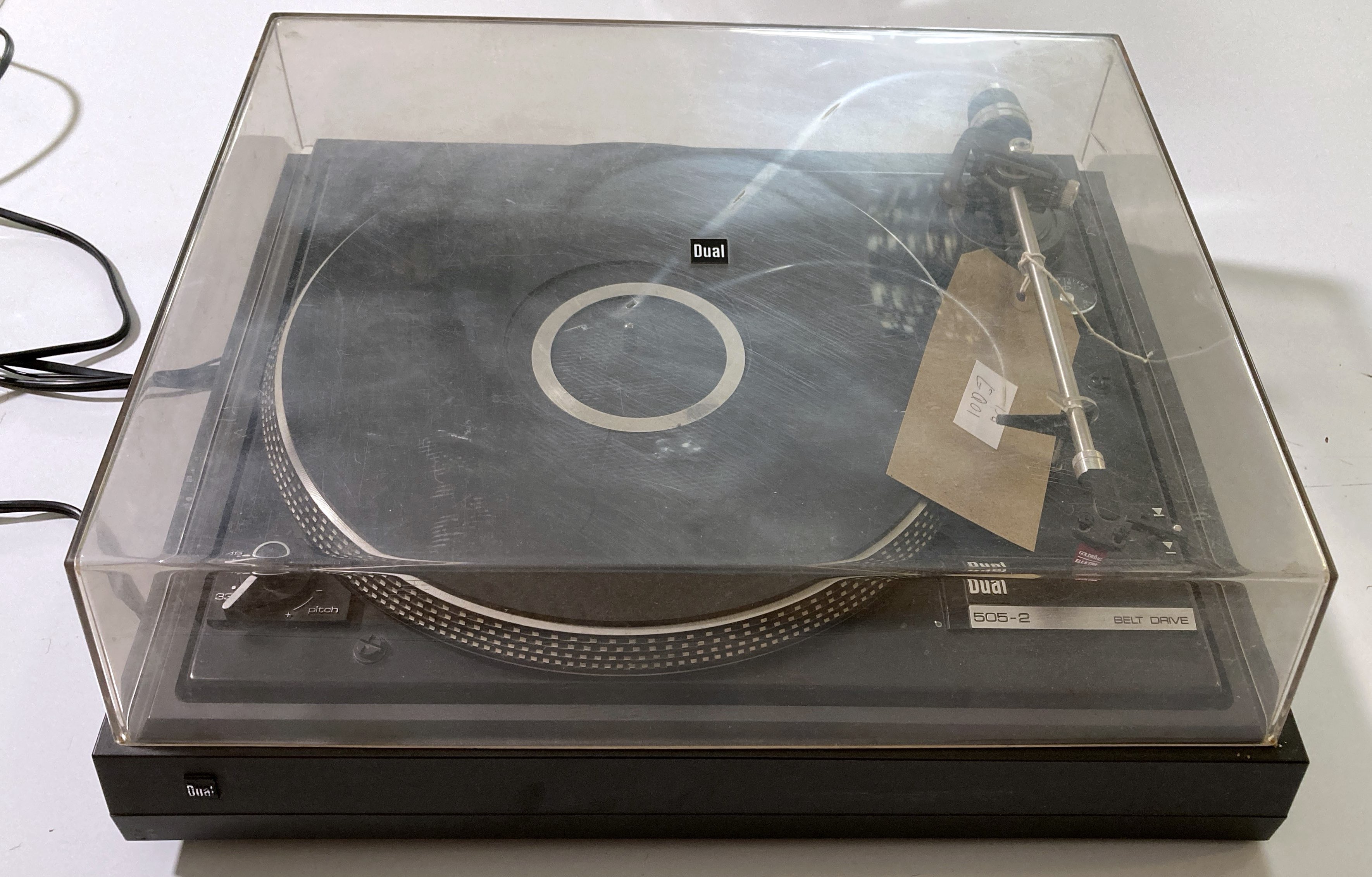 Lot 10 - DUAL 505-2 TURNTABLE.
