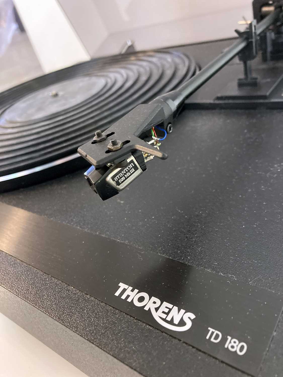 Lot 45 - THORENS TD 180.