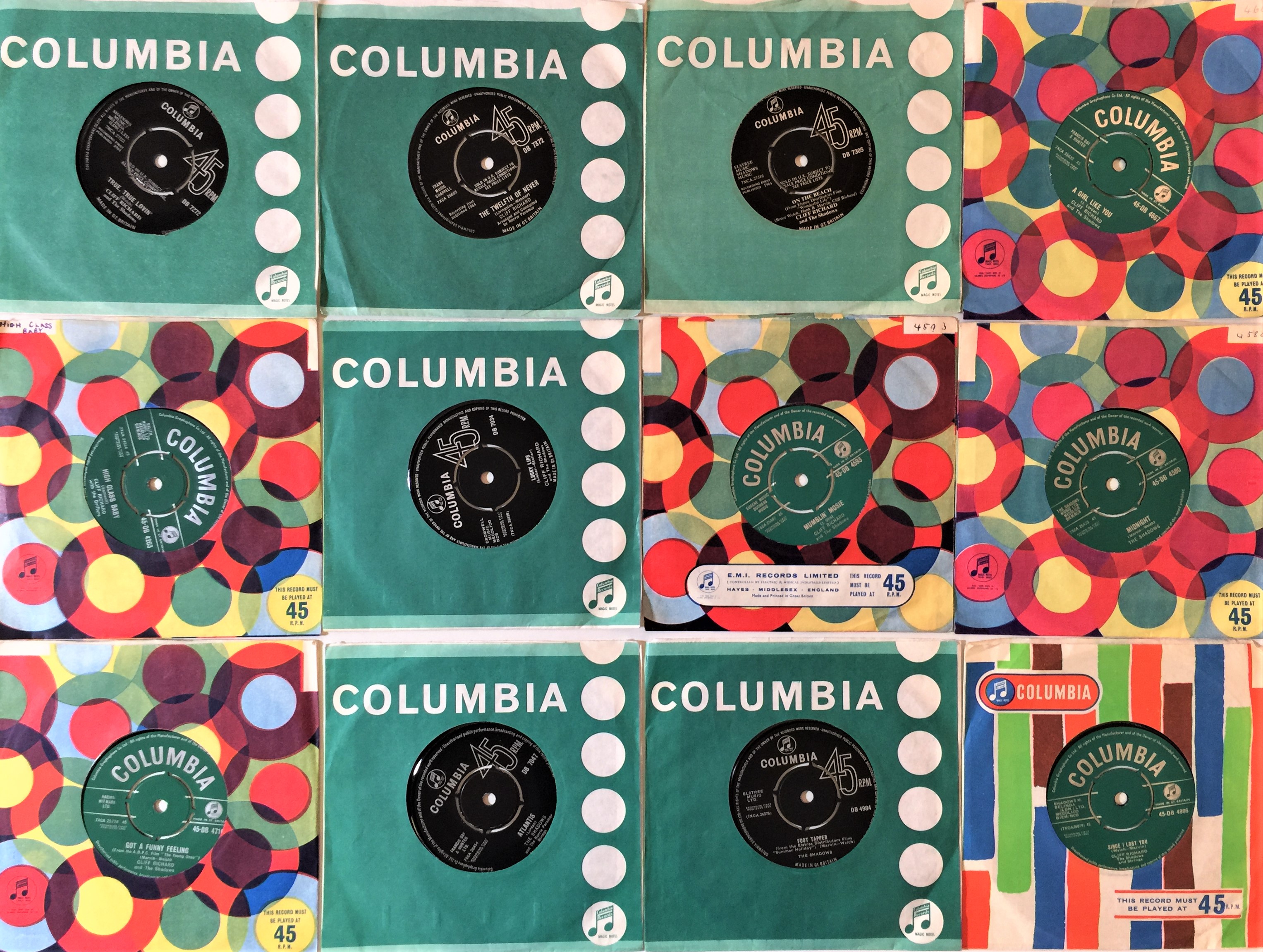 Lot 1071 - CLIFF RICHARD/ THE SHADOWS - 7"/ EP