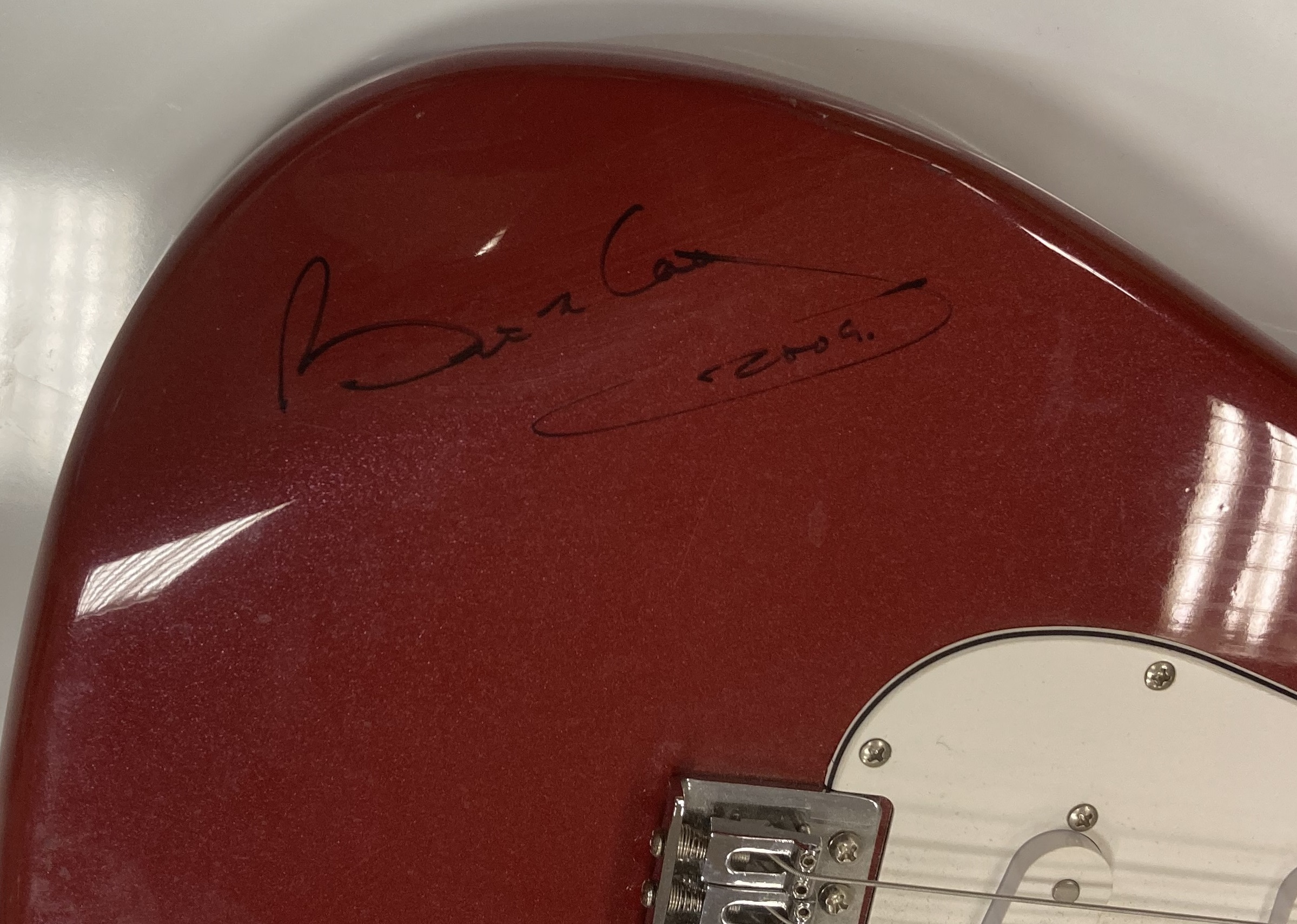Lot 547 - ELECTRIC GUITAR SIGNED BY BRIAN MAY