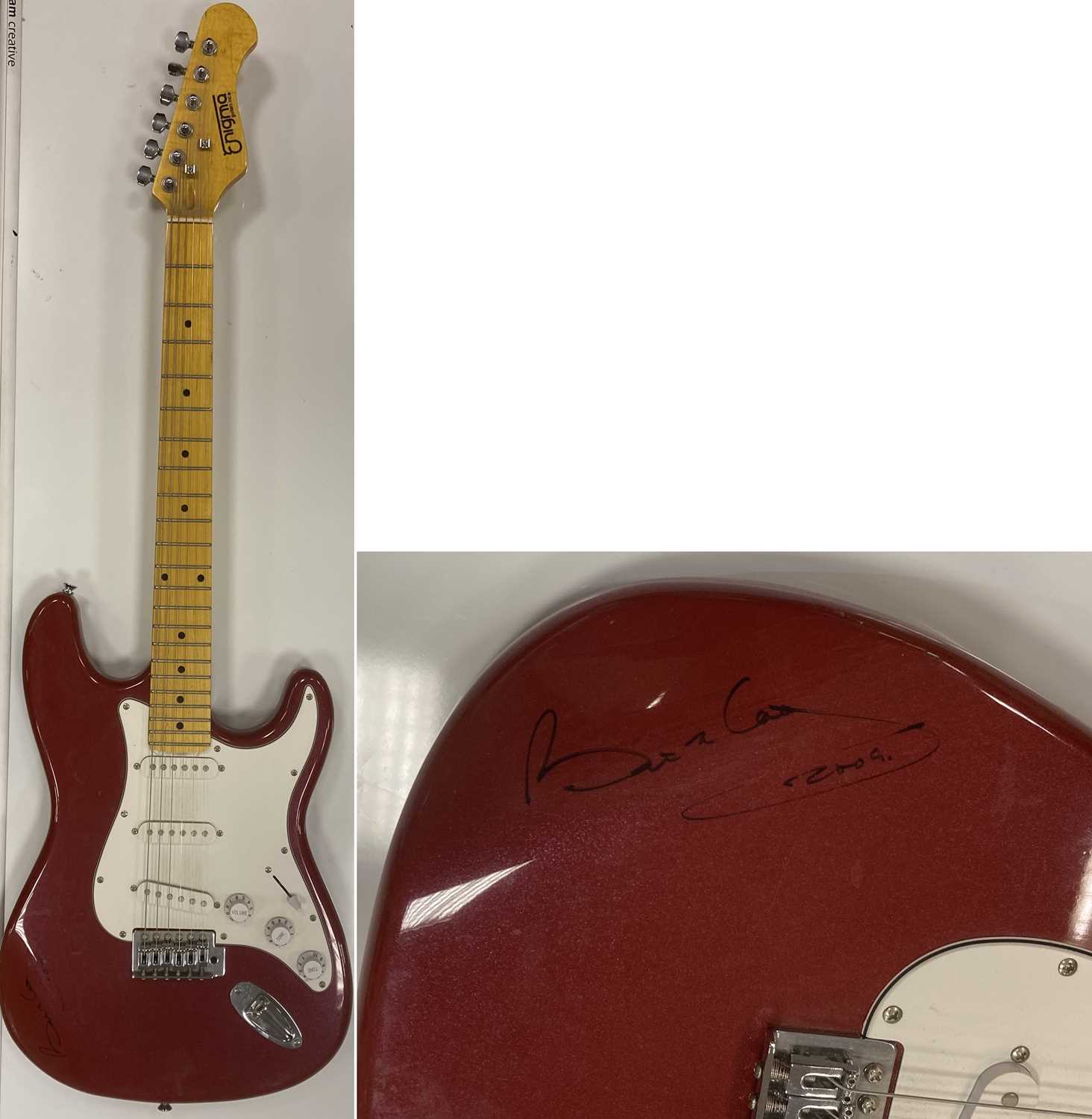 Lot 547 - ELECTRIC GUITAR SIGNED BY BRIAN MAY