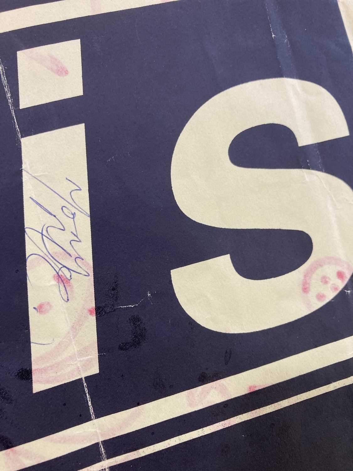 Lot 280 - OASIS 1994 CONCERT POSTER - FULLY SIGNED.
