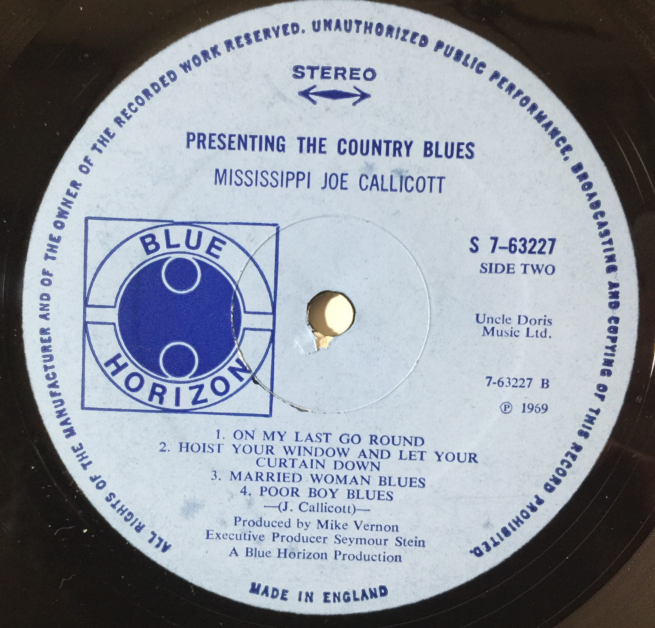 Lot 49 - MISSISSIPPI JOE CALLICOTT - PRESENTING THE