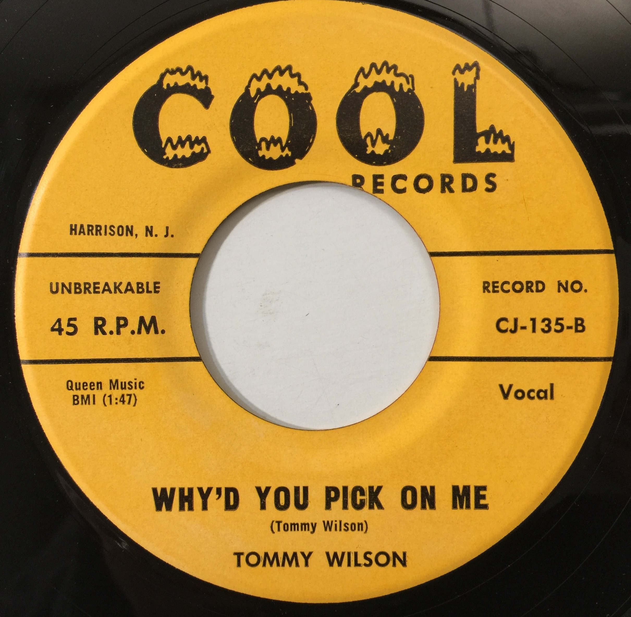 Lot 11 - TOMMY WILSON - BUZZIN/ WHY'D YOU PICK ON ME 7"