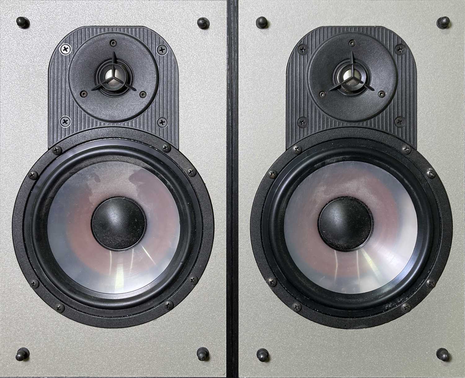 Lot 4 - PARADIGM SPEAKERS.