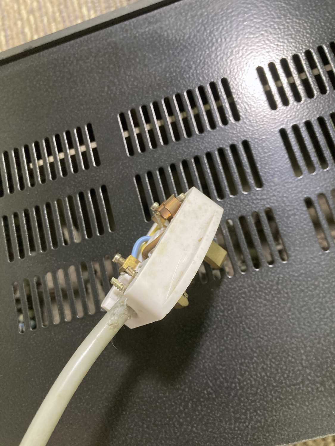 Lot 27 - NAD 3020 STEREO AMPLIFIER & NAD 2140 POWER