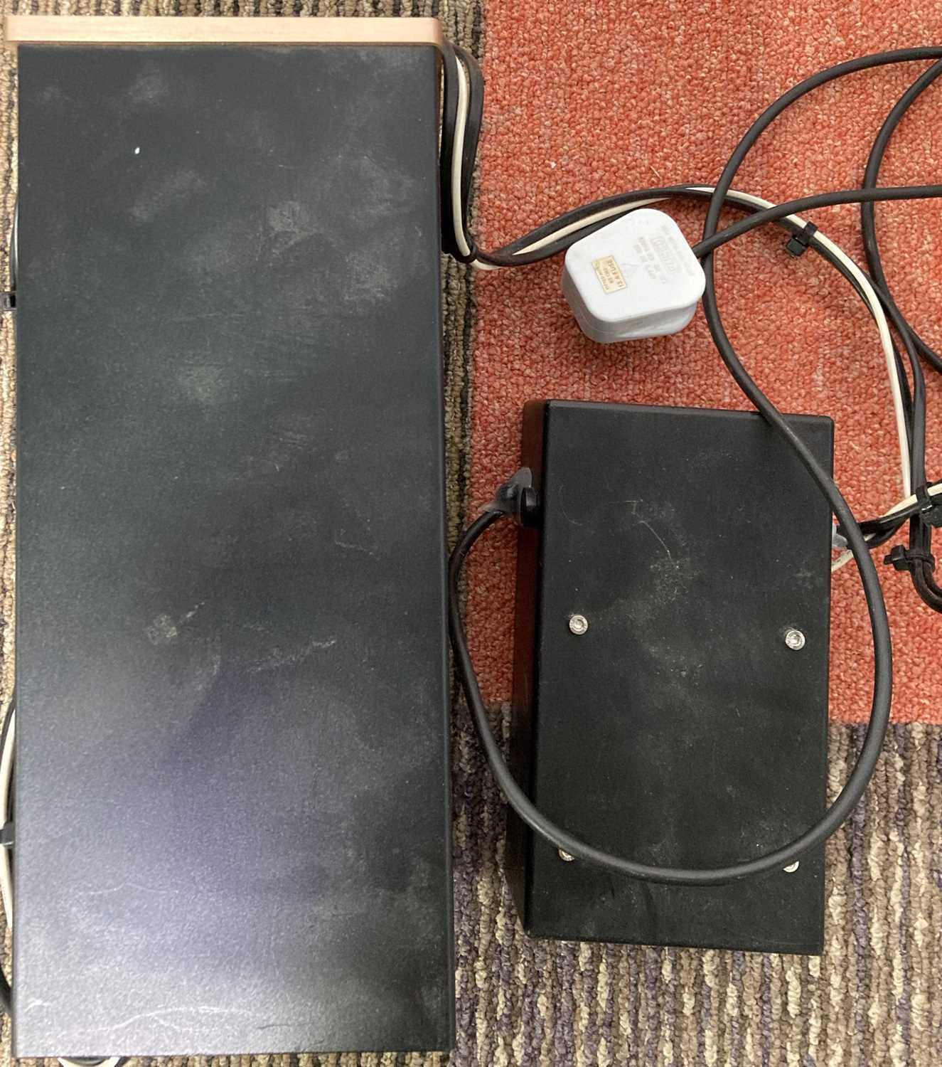 Lot 21 - DOUK AUDIO EAR834 MM/MC RIAA PHONO STAGE