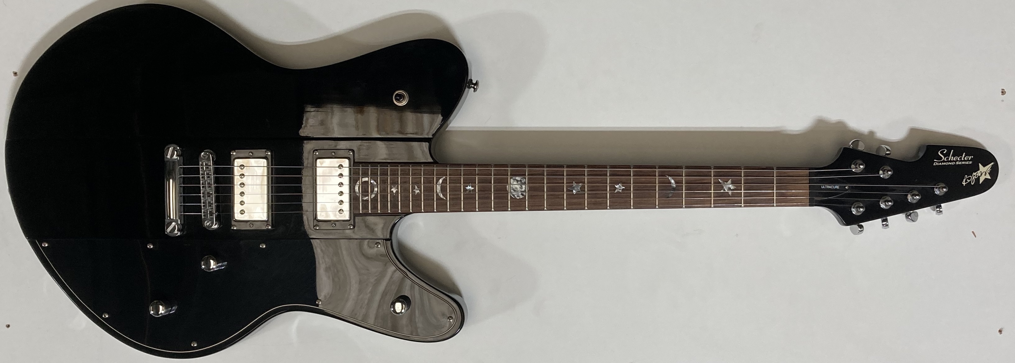 Lot 34 - SCHECTER ROBERT SMITH SIGNATURE ULTRACURE IN