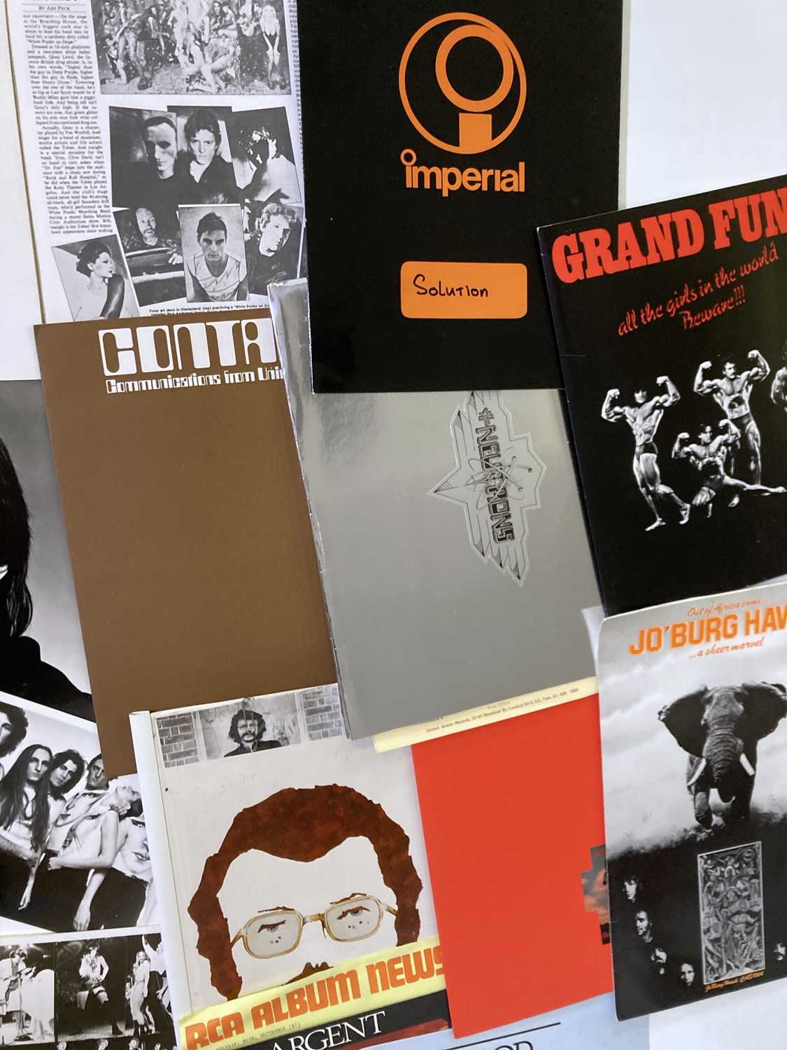 Lot 71 - PRESS KIT ARCHIVE - 70S / 80S CLASSIC ROCK