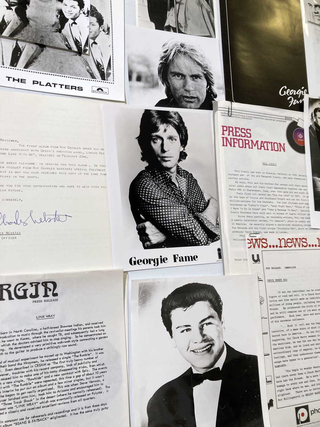 Lot 25 - PRESS KIT ARCHIVE - ROCK N ROLL ARTISTS.