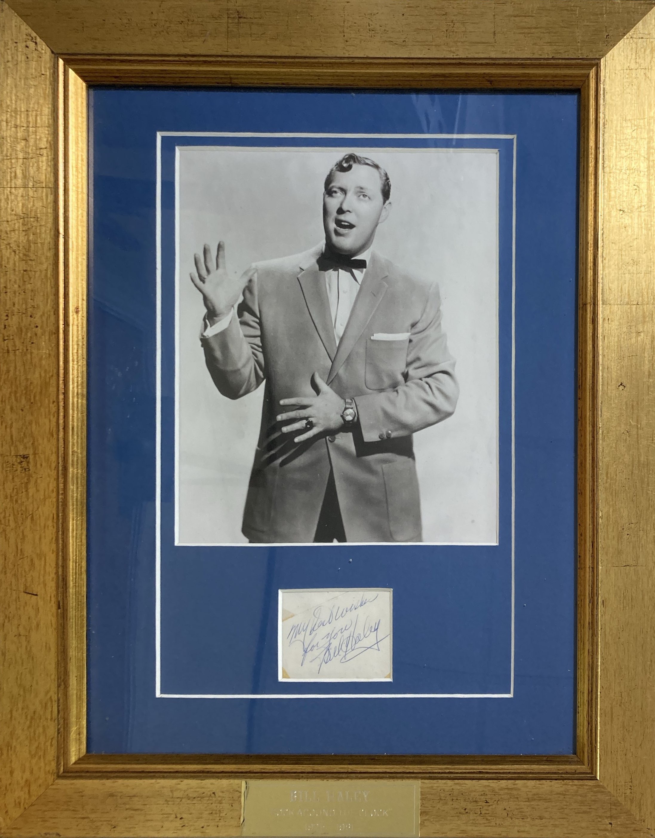Lot 384 - BILL HALEY.