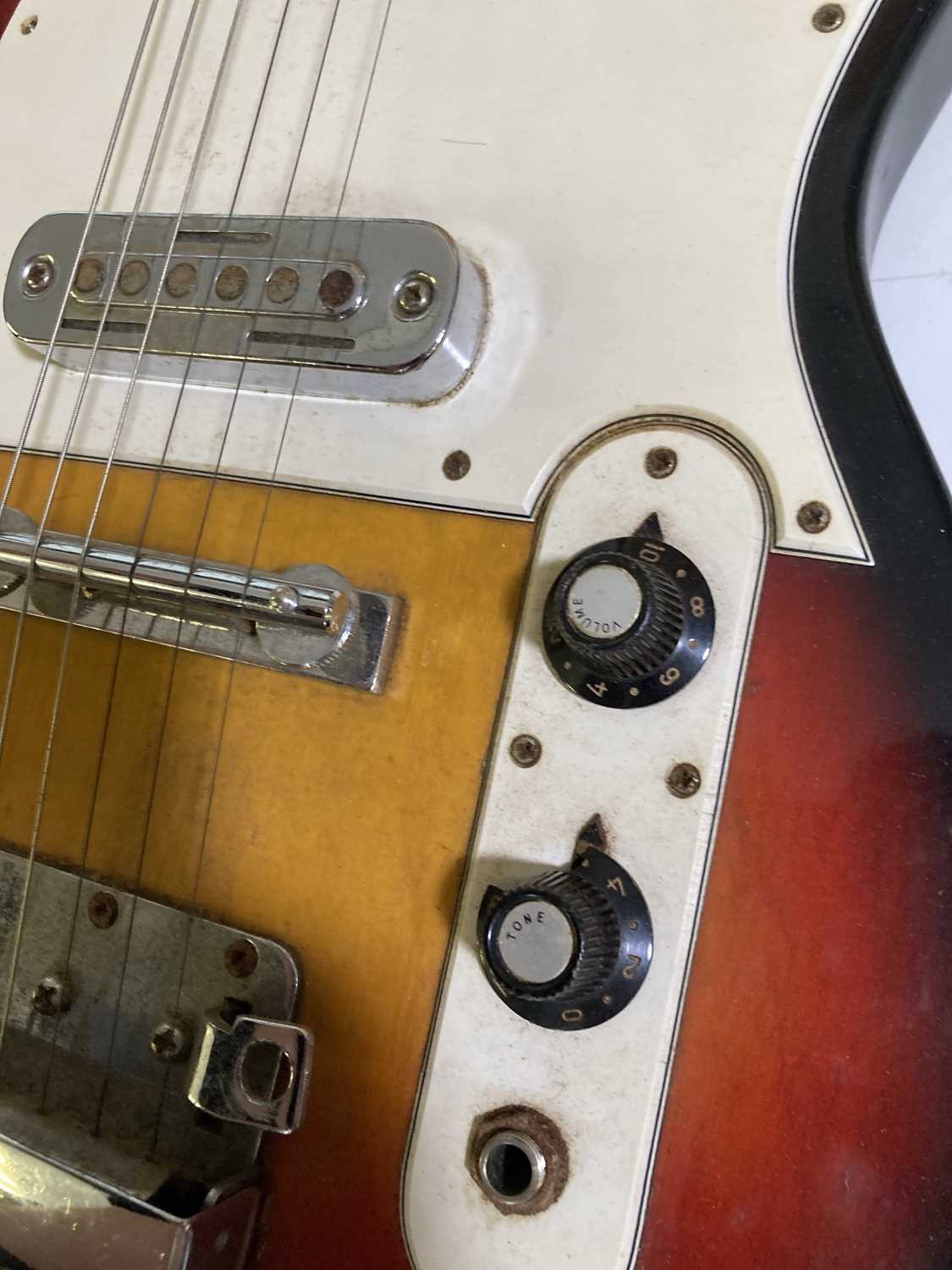 Lot 38 - JEDSON GUITAR.