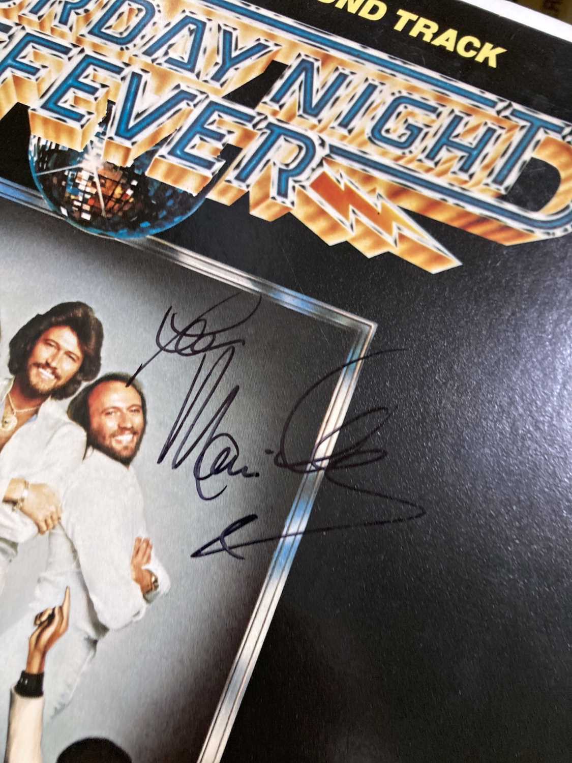 Lot 342 - BEE GEES - AUTOGRAPH COLLECTION.