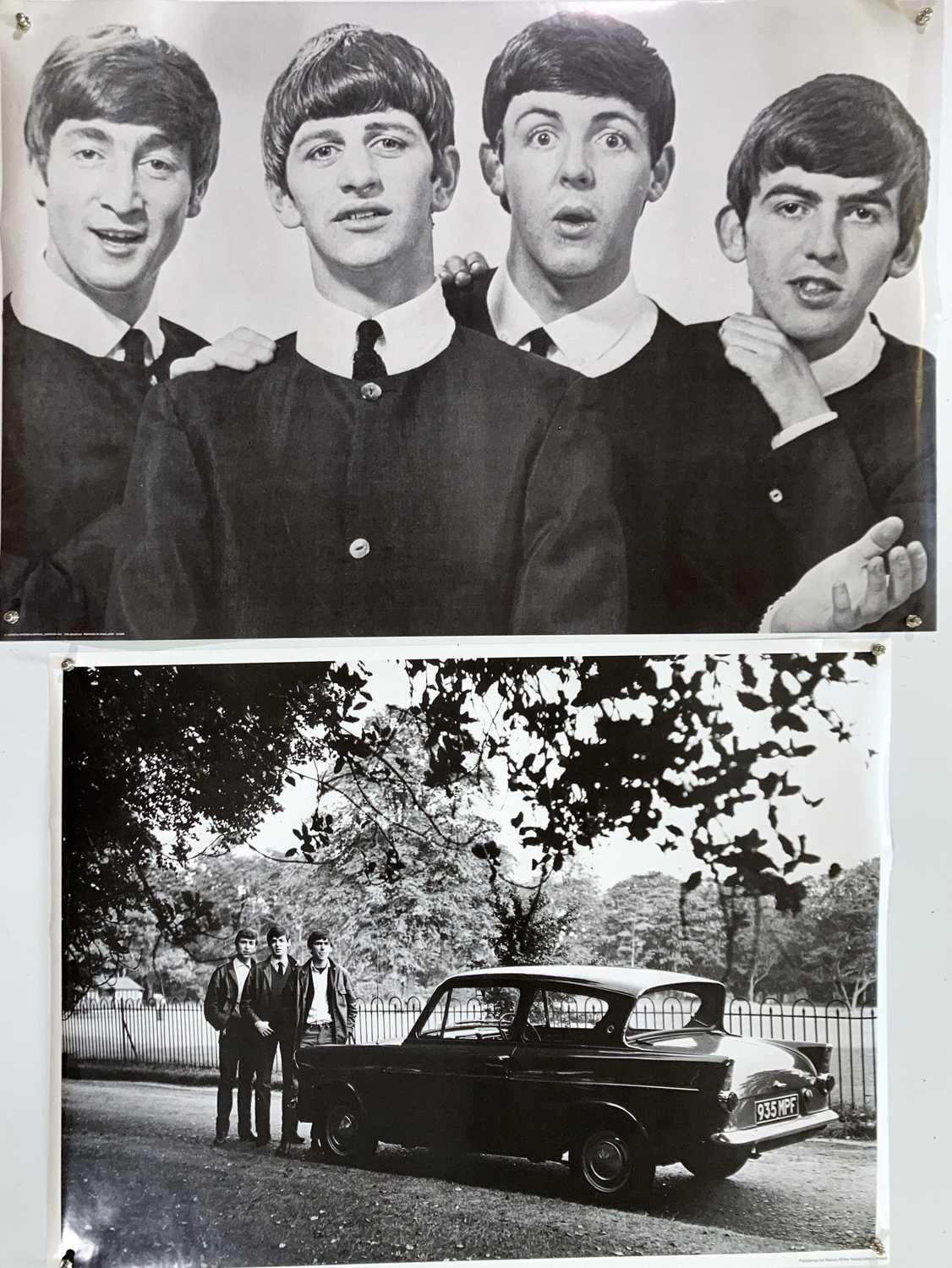 Lot 473 - THE BEATLES & REALTED POSTERS.