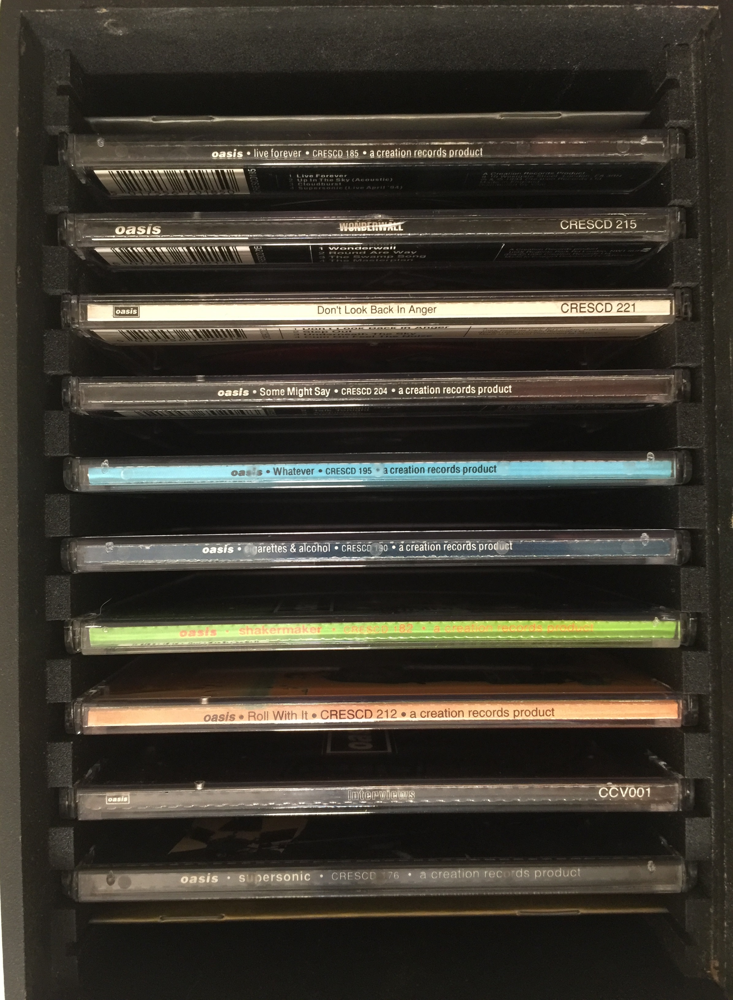 Lot 719 - OASIS - VOX AMPLIFIER CD SINGLE BOX SET