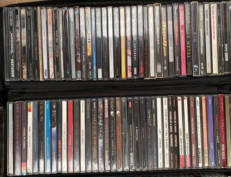 Lot 827 - CD COLLECTION