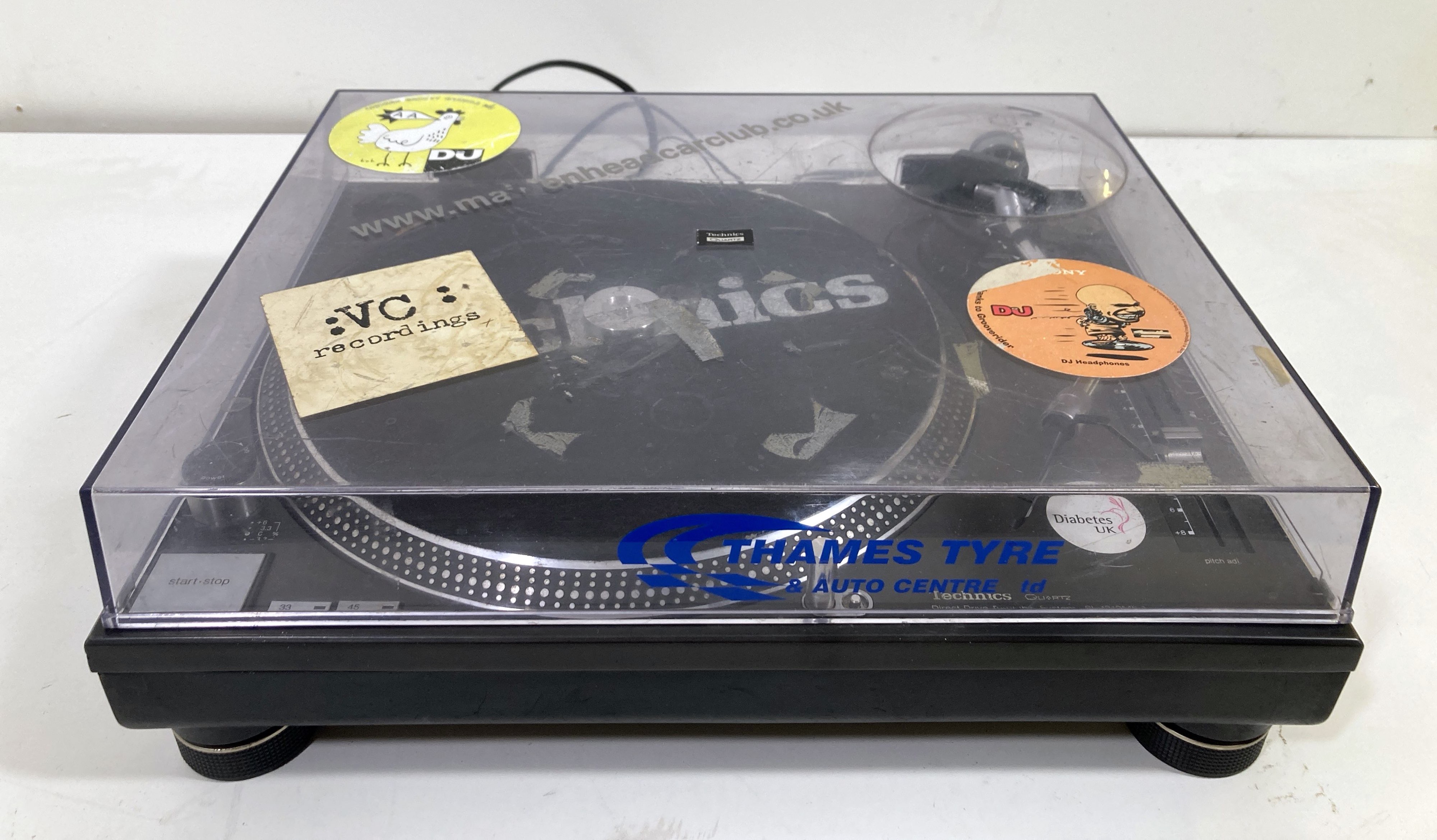 Lot 7 - TECHNICS SL-1210 MK2 TURNTABLE.