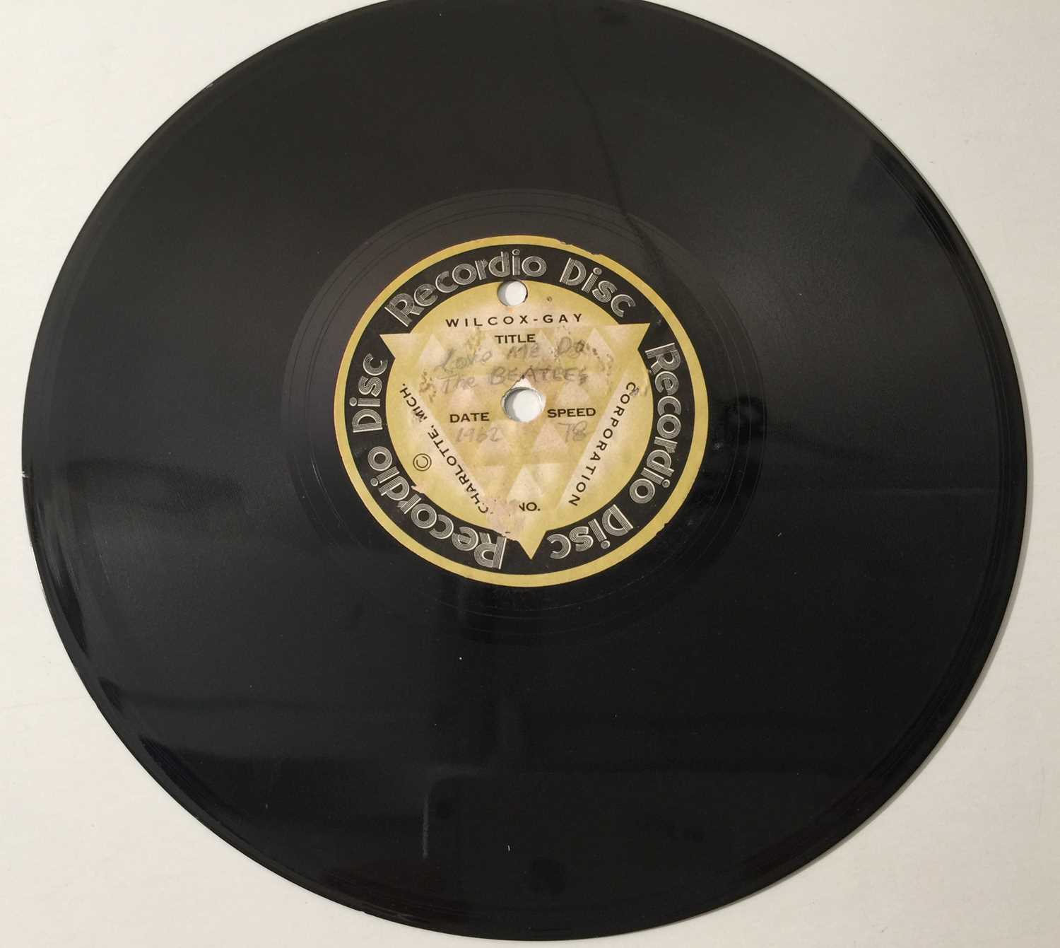 Lot 114 - THE BEATLES - LOVE ME DO - US 8" RECORDIO