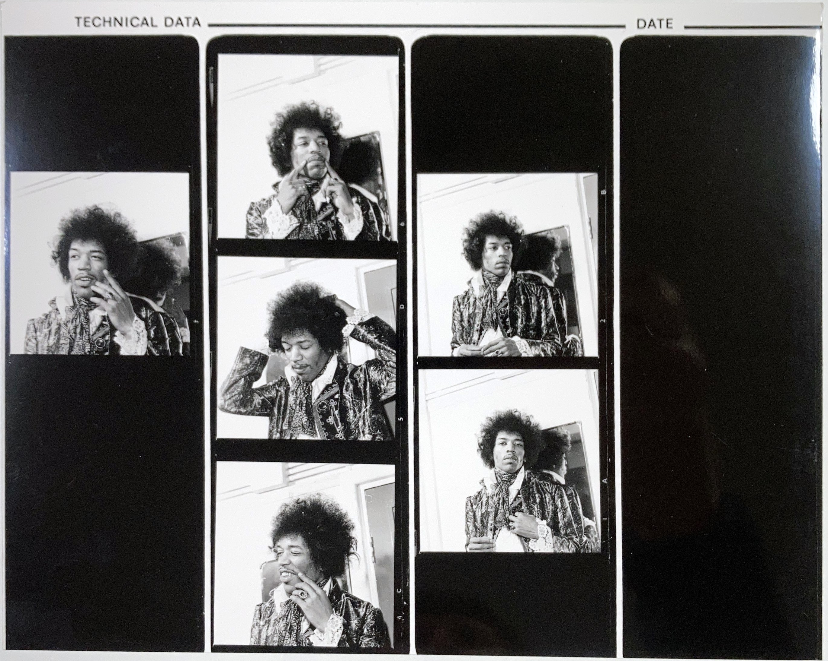 Lot 387 - JIMI HENDRIX - ORIGINAL CONTACT SHEETS BY